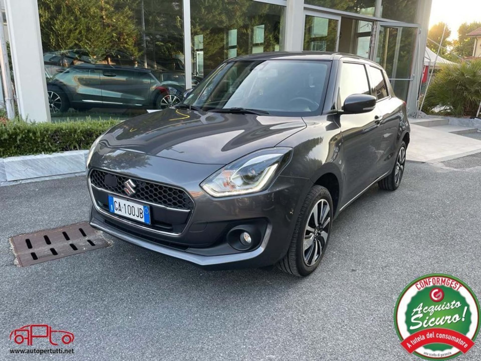 Suzuki Swift 1.2 Hybrid 4WD AllGrip Top Usata Ibrida con 49.000 km a ...