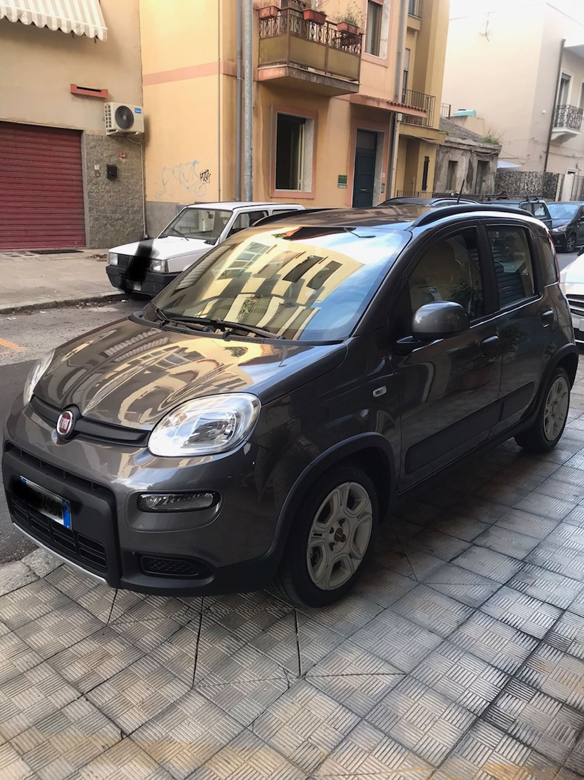 Fiat Panda FIAT PANDA 1.0 HYBRID 70 CV EURO 6 D Usata Ibrida con 50.000 ...
