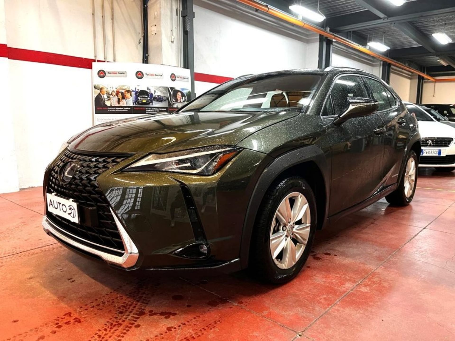 Lexus UX Hybrid UX Hybrid Business Usata Ibrida con 37.000 km a Verona ...