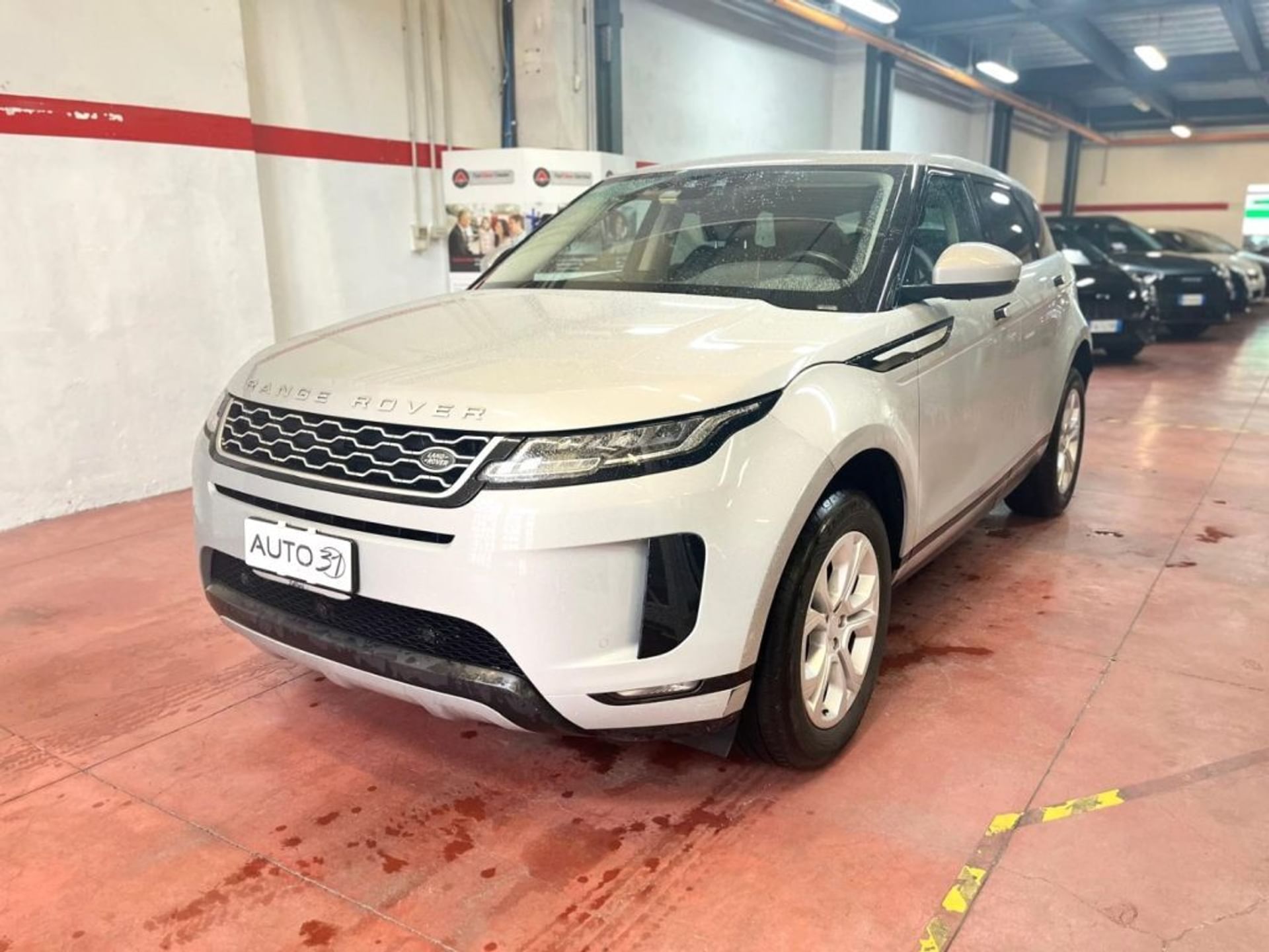 Land Rover Range Rover Evoque 2.0D I4-L.Flw 150 CV AWD Auto D150 Hybrid ...