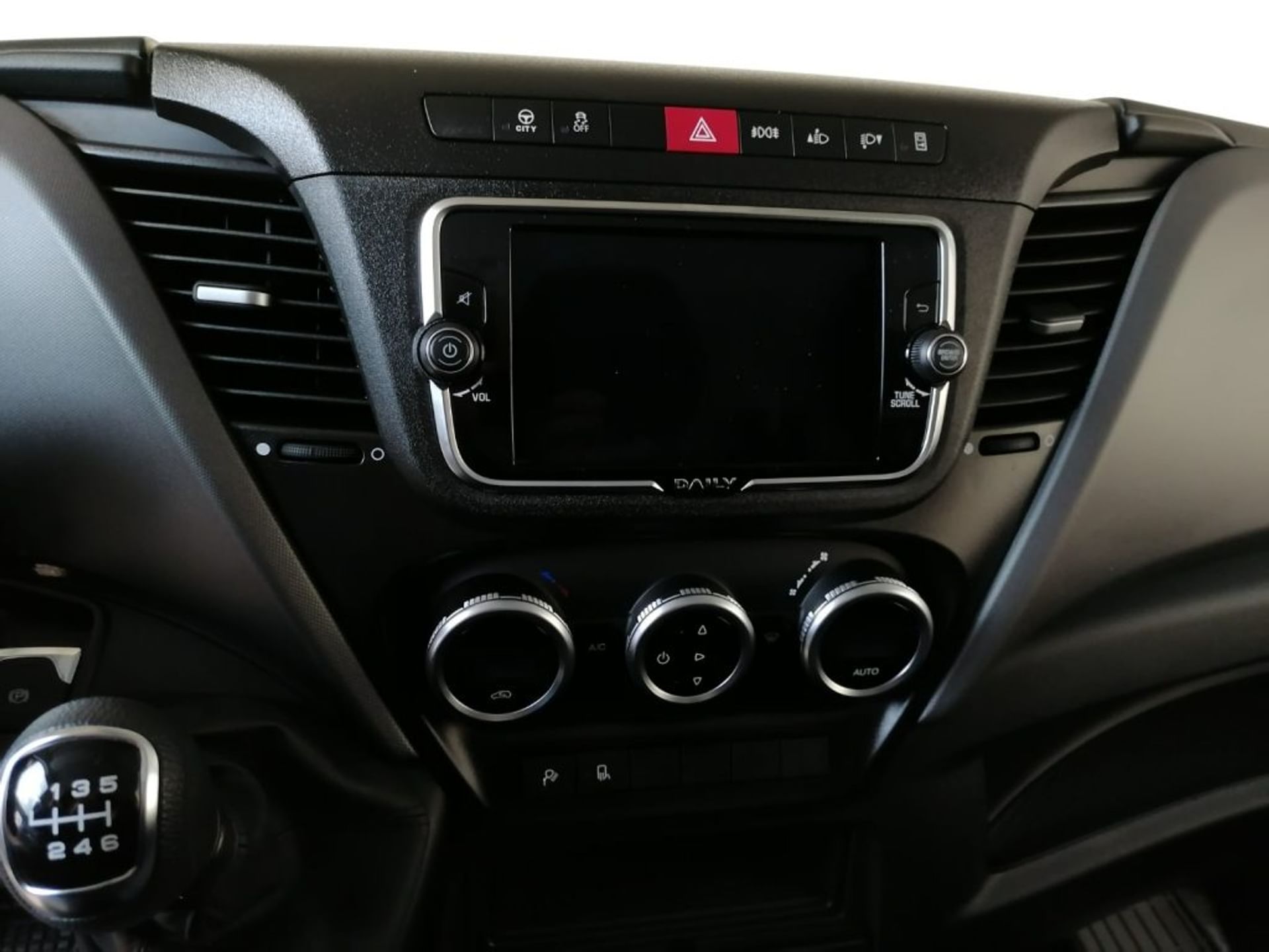 Iveco Daily 3.0 Hpt PRONTA CONSEGNA 35S18 3.0 diesel 180 passo 4100mm ...