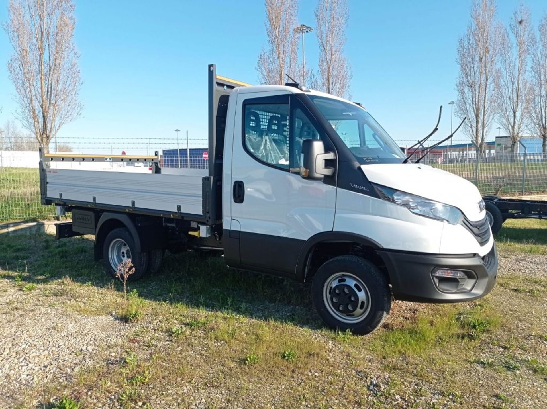 Iveco Daily BTor 2.3 HPT P.CONSEGNA 35C14 PASSO 3000 RIBALTABILE usata ...