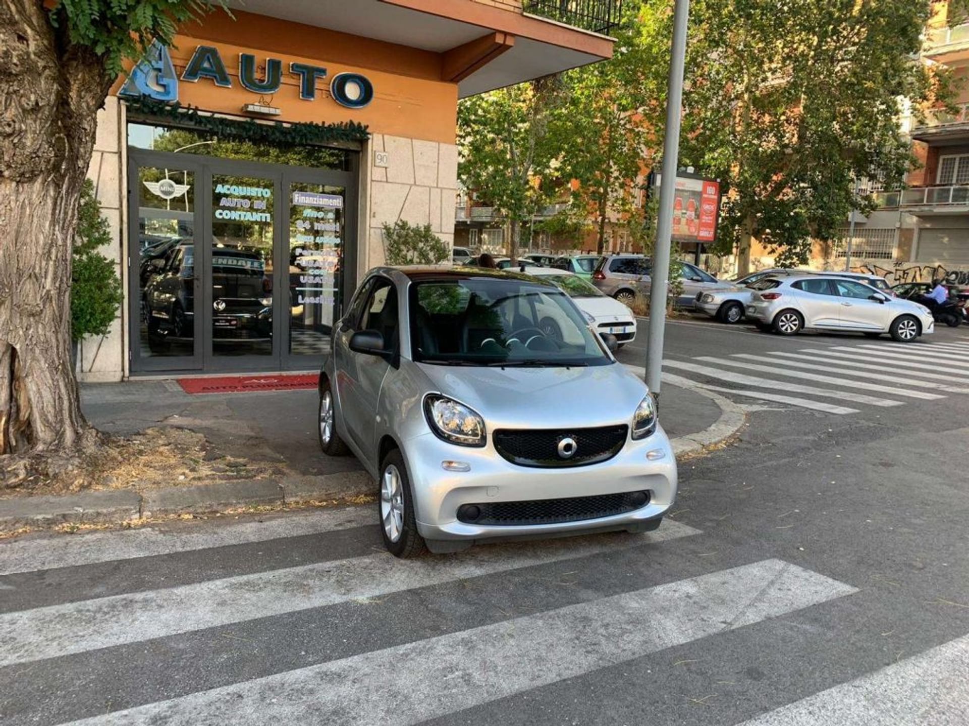 Smart ForTwo 70 1.0 PASSION NAVI, PELLE TETTO PANORAMICO Usata Benzina ...