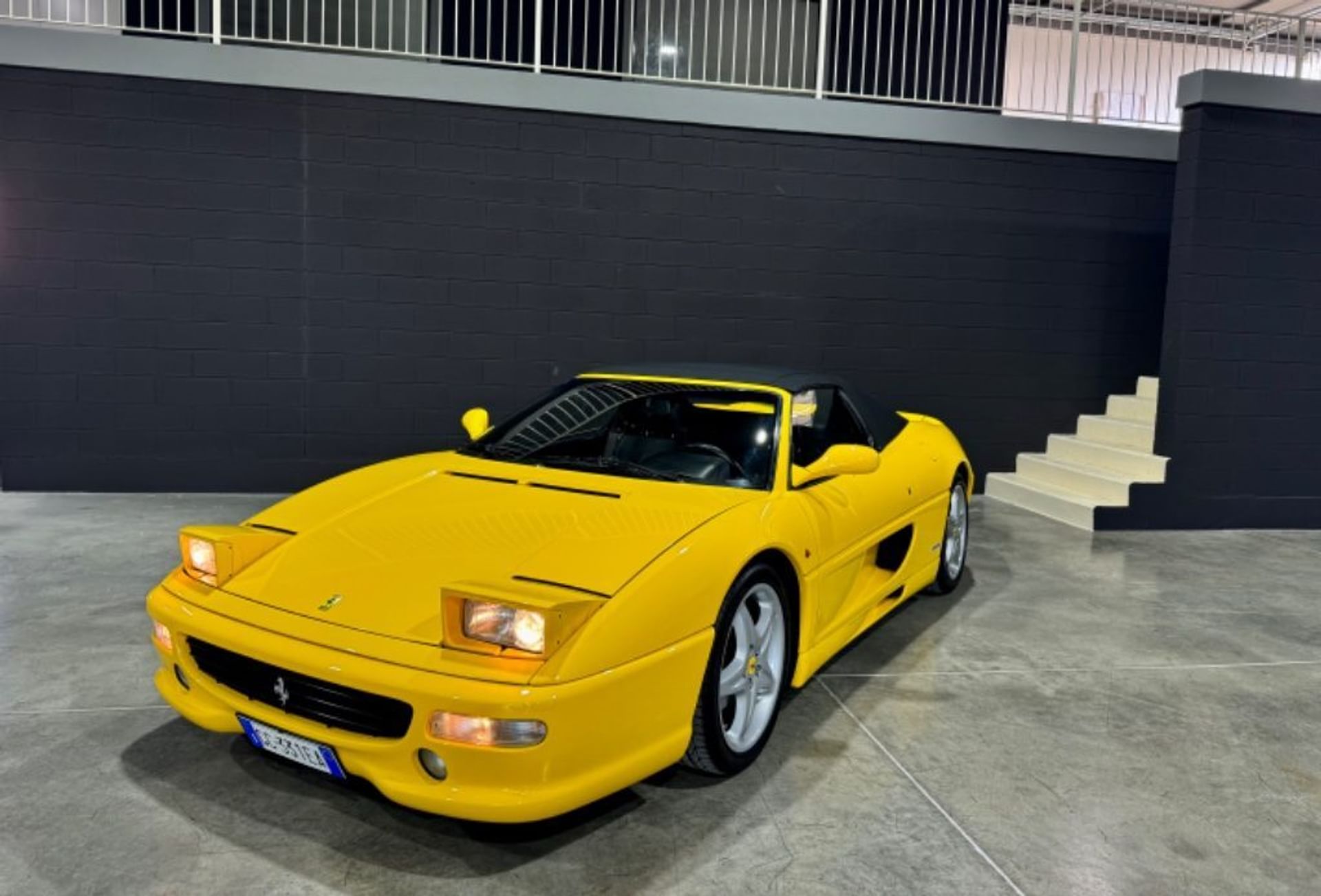 Ferrari F355 SPIDER GIALLA FULL SERVICE ASI Usata Benzina con 71.500 km ...
