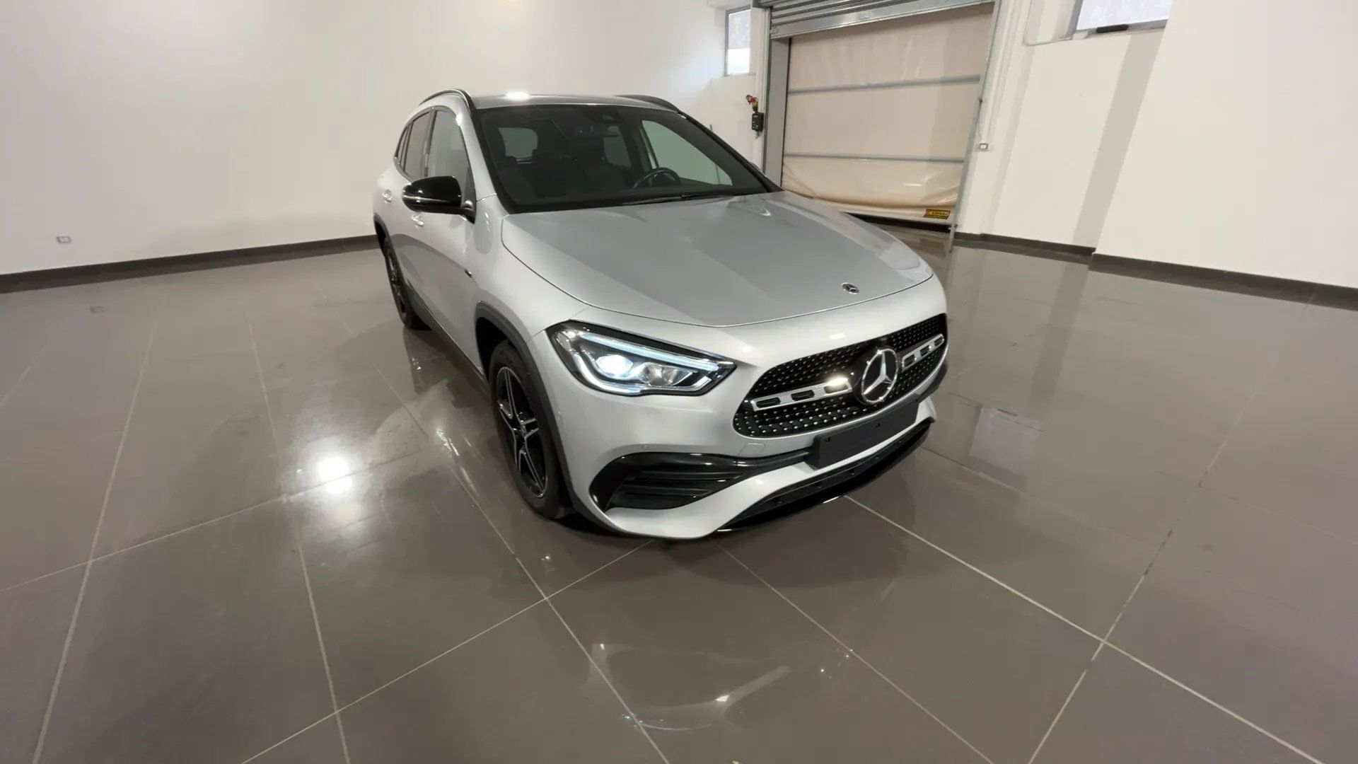 Mercedes-Benz GLA GLA 250 Automatic EQ-Power Premium Usata Ibrida con ...