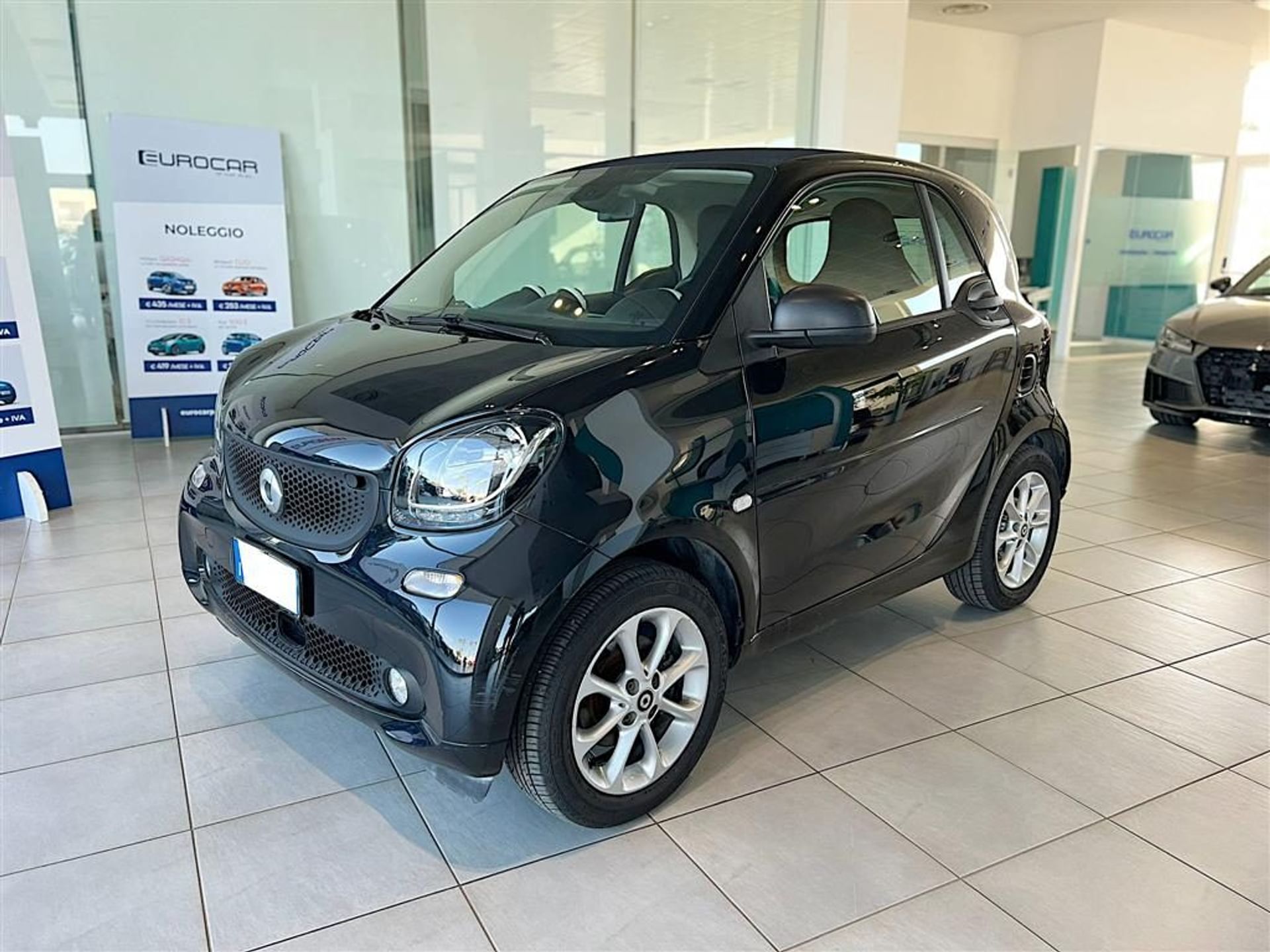 Smart fortwo 1.0 70cv twinamic Passion Usata Benzina con 56.000 km a ...