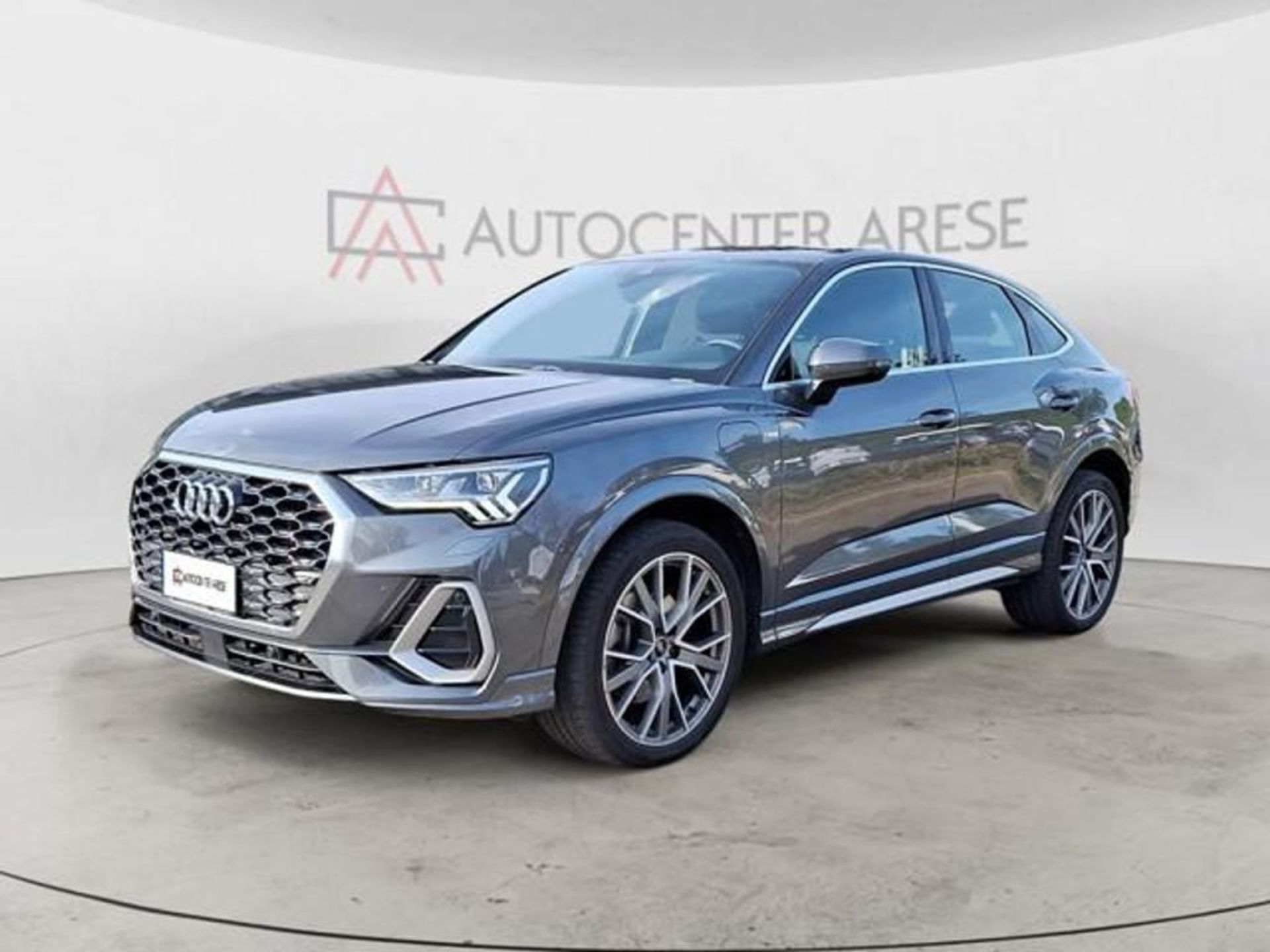 Audi Q3 45 TFSI e S tronic S line edition Usata Ibrida Benzina con 88. ...
