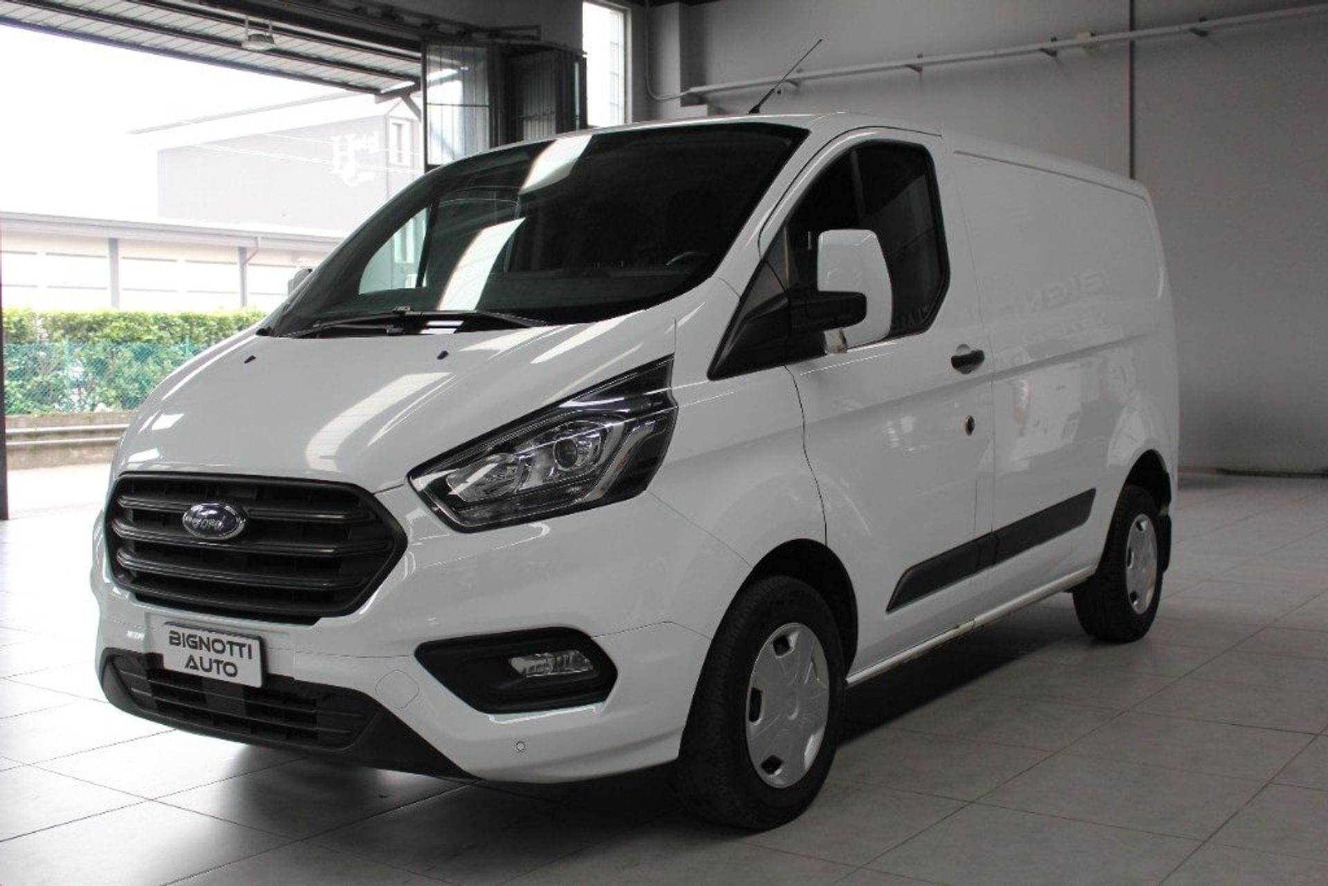 Ford Transit Custom 280 2.0 EcoBlue 130 PC Furgone Trend Usata Diesel ...