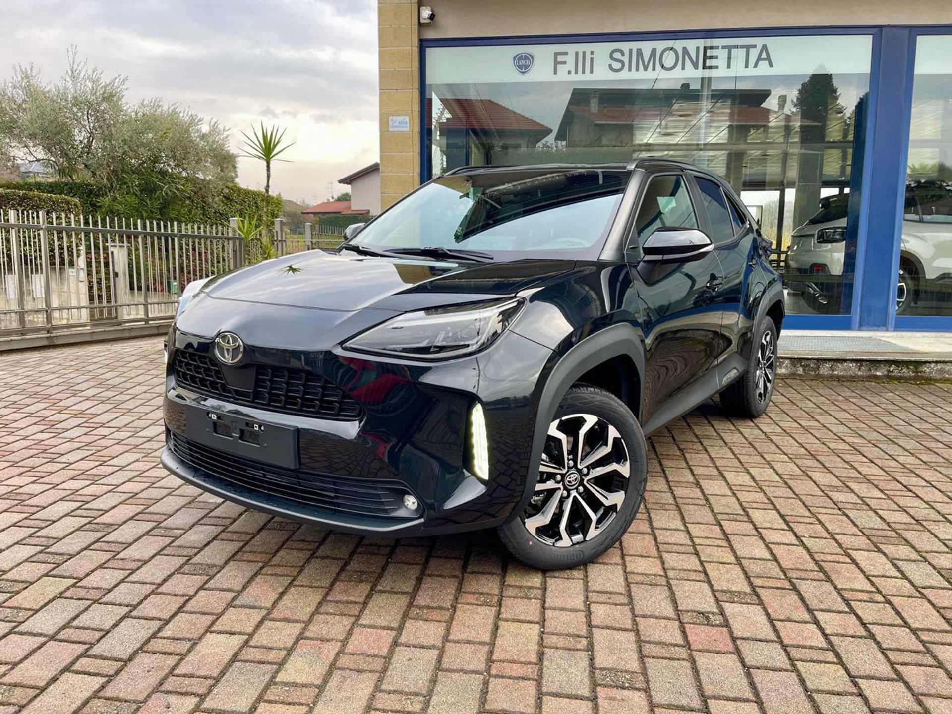 Toyota Yaris Cross 1.5 Hybrid 130 CV 5p.E-CVT Trend - KM0 Nuova Ibrida ...