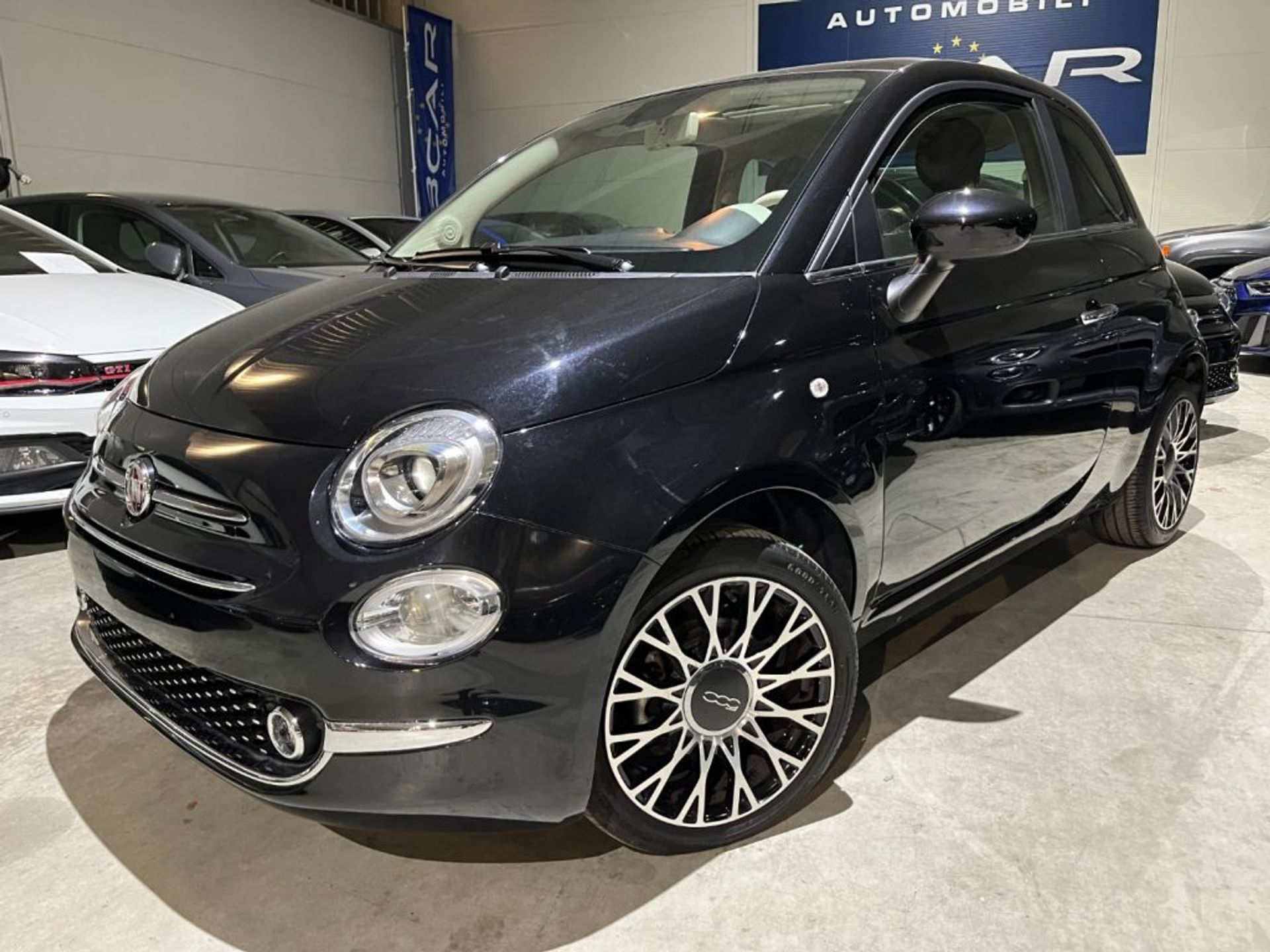 Fiat 500 1.0 Hybrid Dolcevita Clima auto/Navi/Fendi/Park/Cr Usata ...