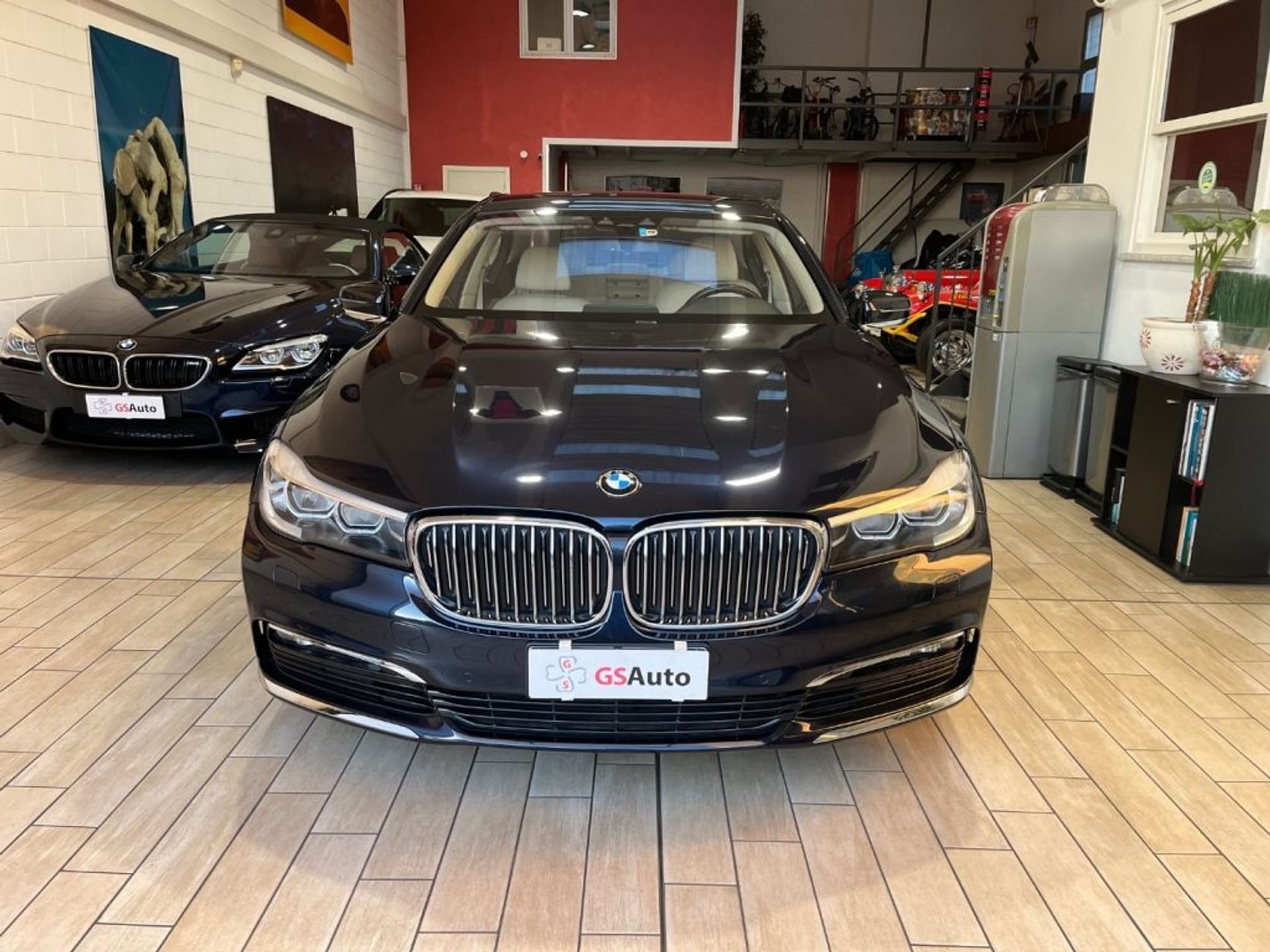 BMW Serie 7 730i LUXURY Usata Diesel con 143.877 km a Cassina de ...