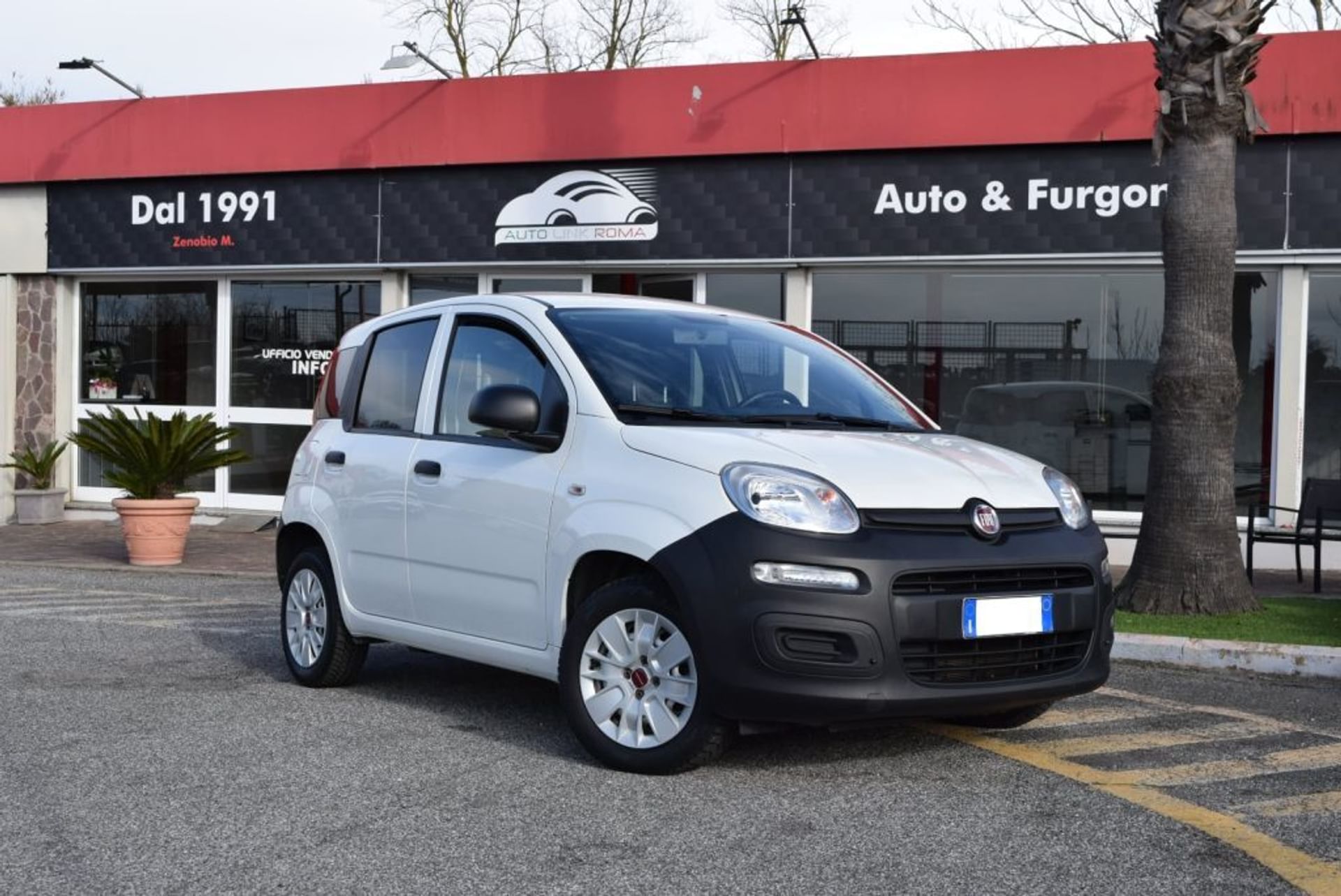 Fiat Panda Van 1.0 Hybrid Autocarro 2 posti E6D 70CV Usata Ibrida con ...