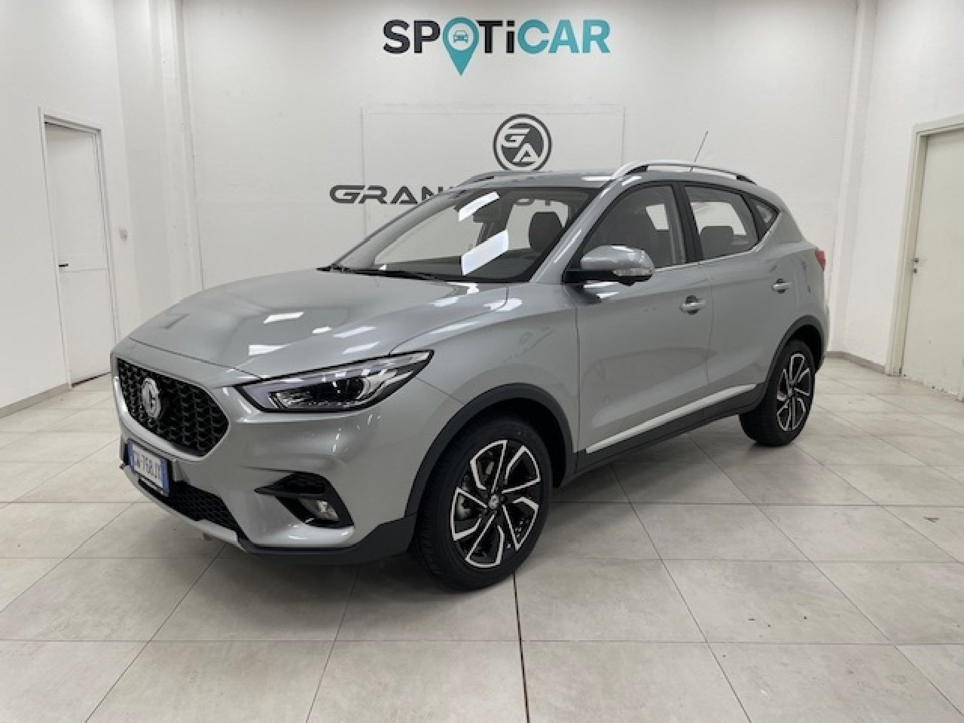 MG ZS CLASSIC 1.5L 5MT LUXURY Nuova Benzina con 0 km a Novi Ligure (AL) - AutoSuperMarket