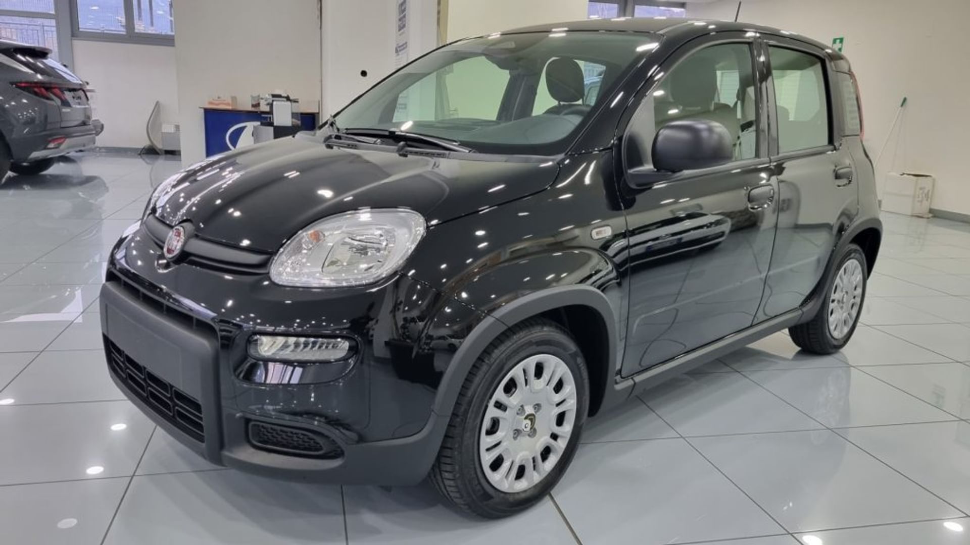 Fiat Panda 1.0 FireFly S&S Hybrid Pandina Nuova Ibrida con 0 km a ...