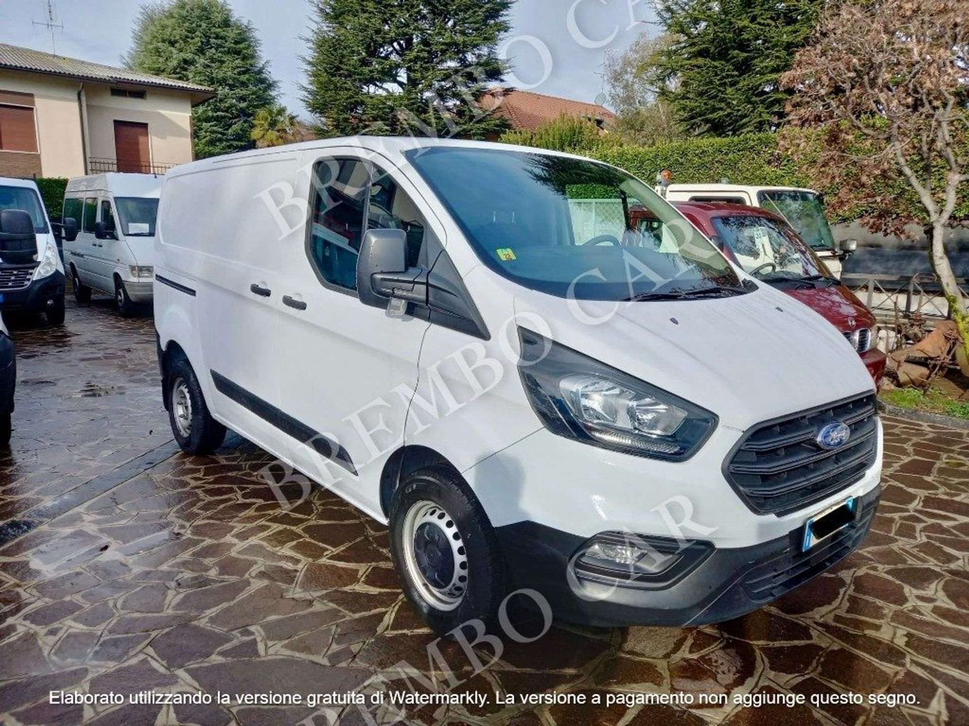 Ford Transit Custom 250 2.0 TDCi PC Furgone Entry Nuova Diesel con 10 ...