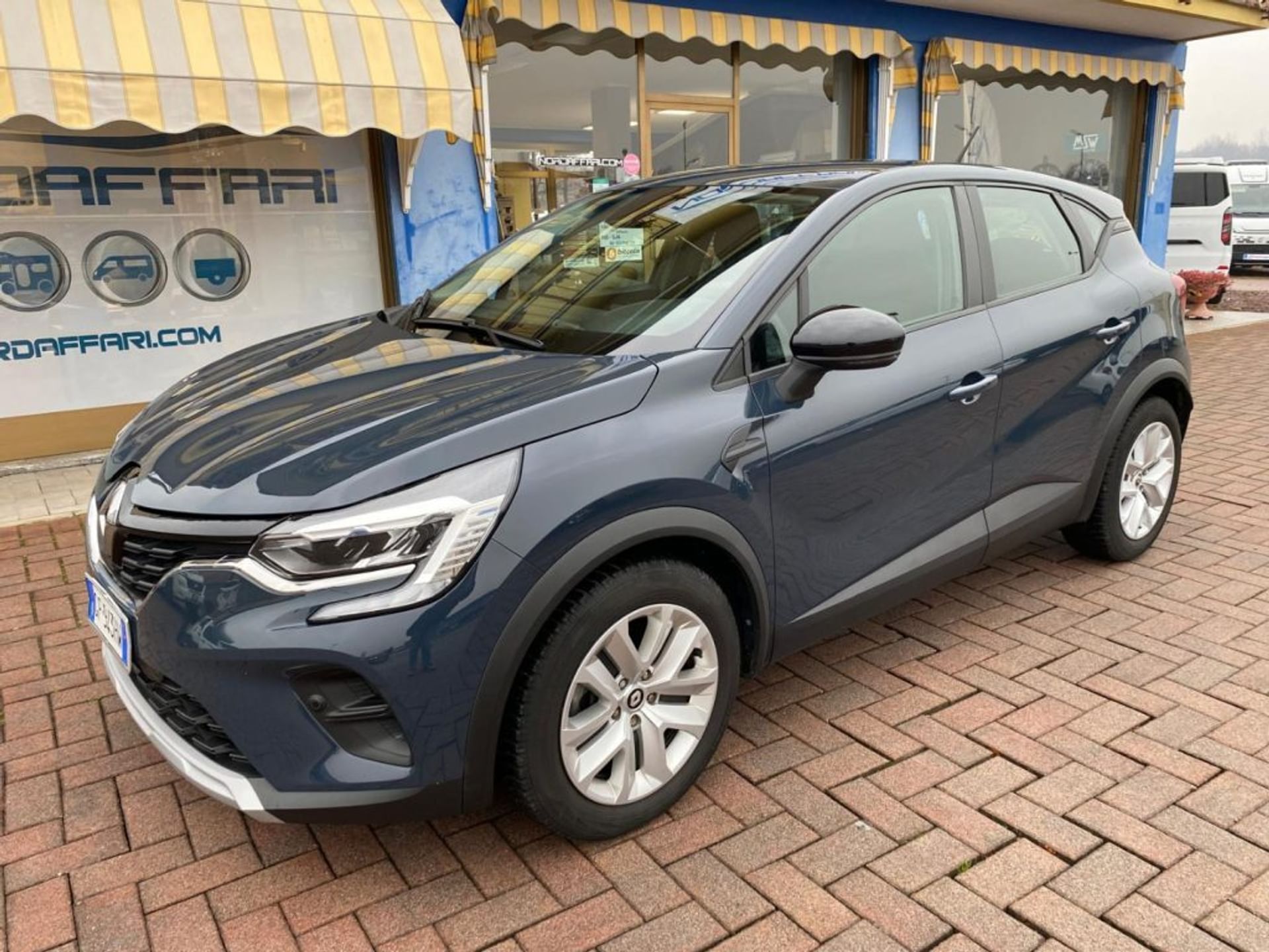 Renault Captur Full Hybrid E-Tech 145 CV Zen Usata Ibrida con 72.384 km ...