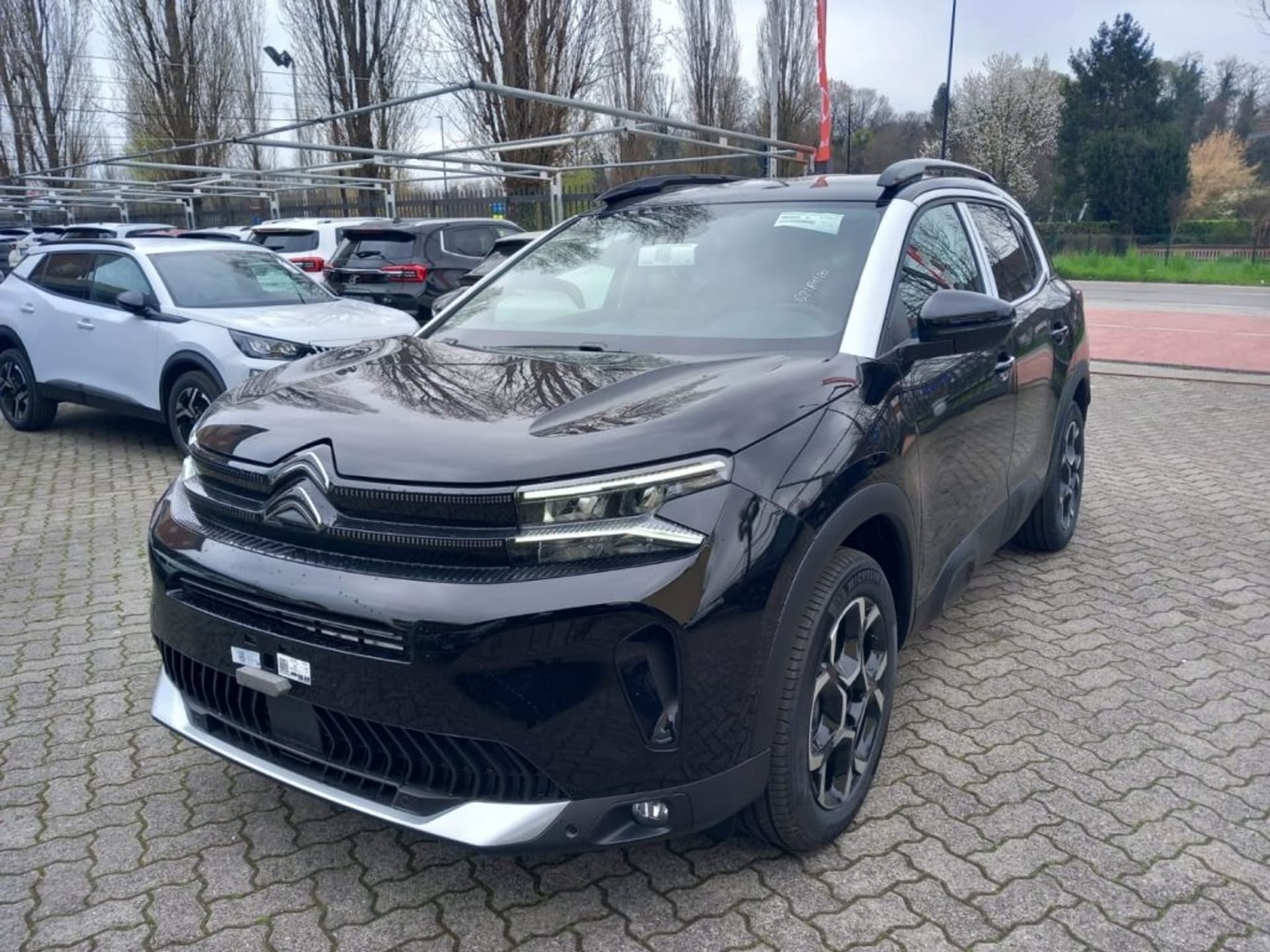 Citroen C5 Aircross Hybrid 136 e-DCS 6 Max Nuova Ibrida con 10 km a ...