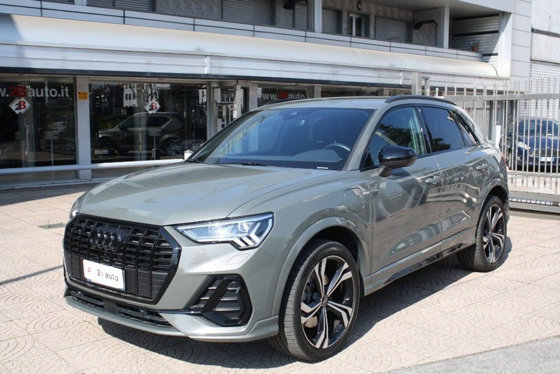 Audi Q3 45 TFSI e S tronic S line edition Usata Ibrida con 15.980 km a Nova Milanese (MB ...