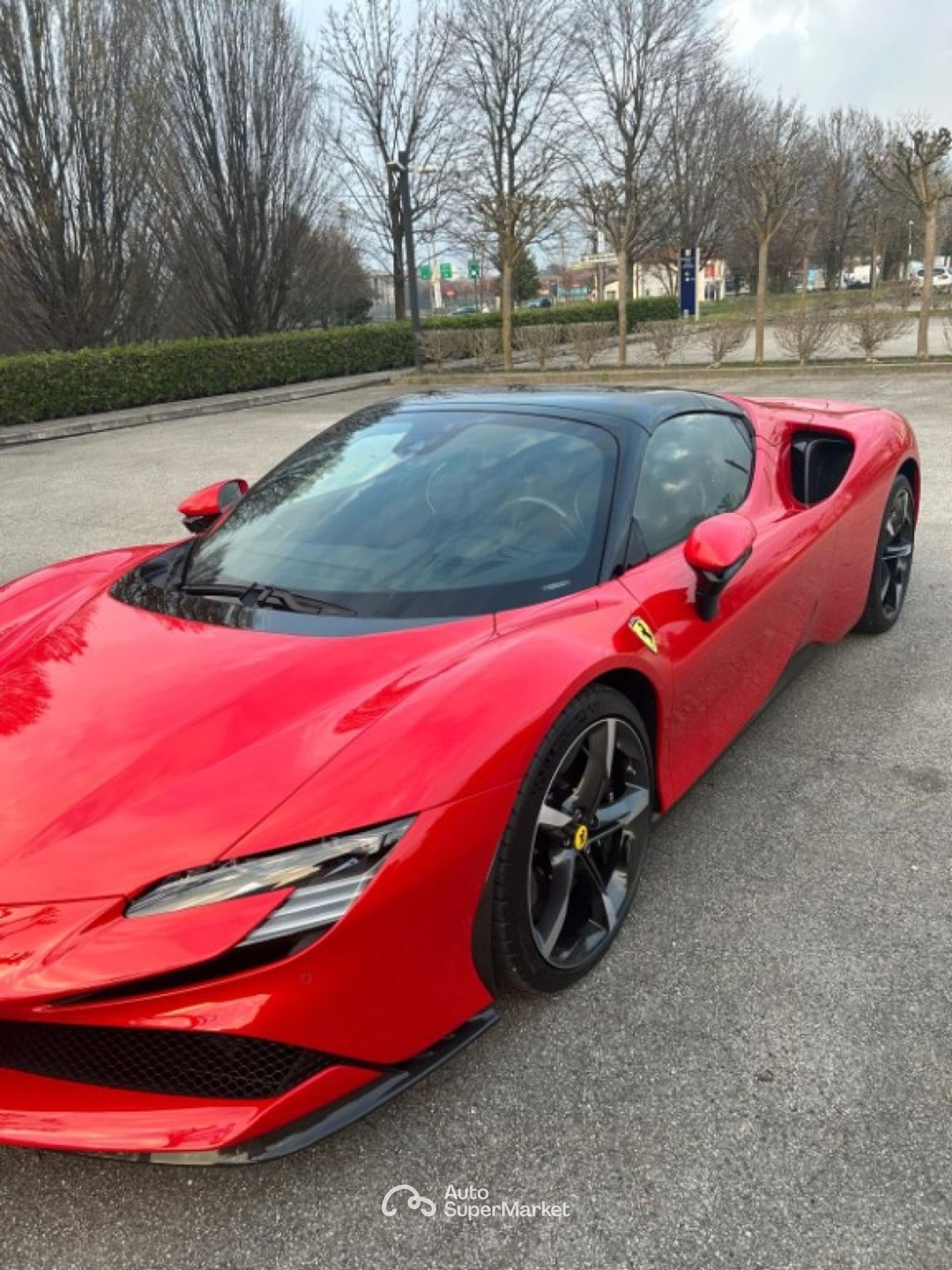 Ferrari SF90 SF90 SPIDER VETTURA ITALIANA VISIBILE IN SEDE Nuova Ibrida con 125 km a Stra (VE ...