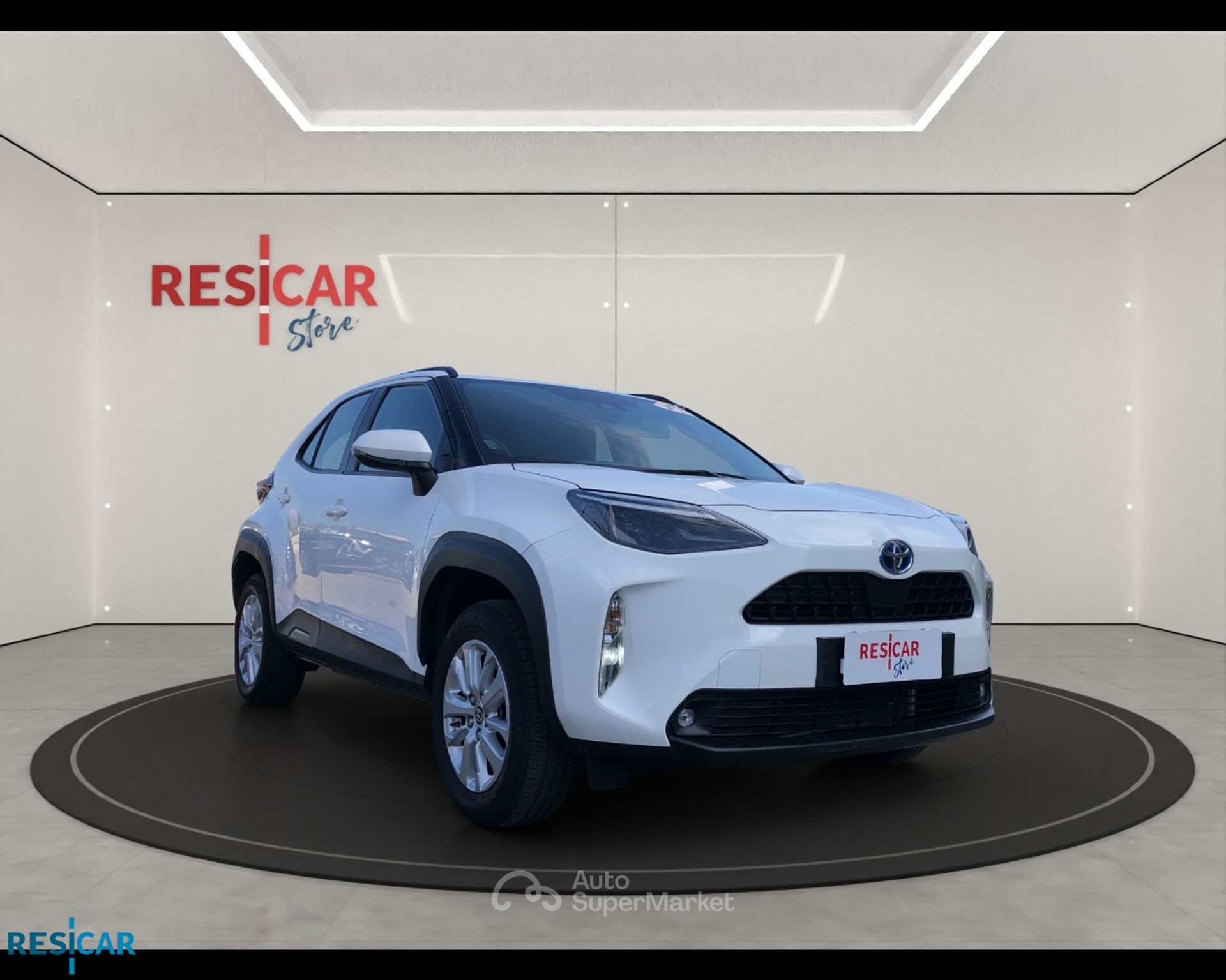 Toyota Yaris Cross 1.5h active fwd 116cv e-cvt Usata Ibrida con 14.100 ...