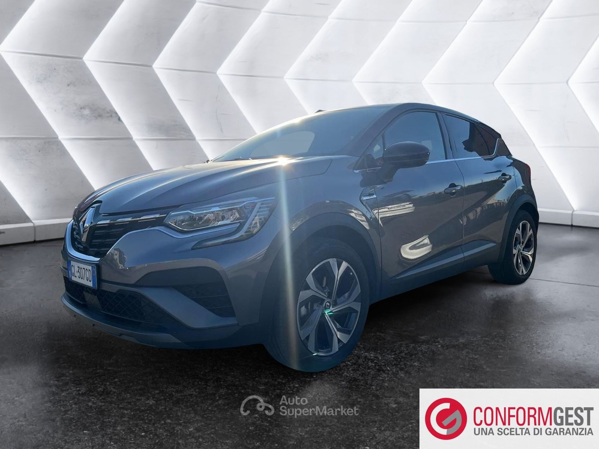 Renault Captur Hybrid E-Tech 145 CV RS Line Usata Ibrida con 18.088 km a Gerenzano (VA ...