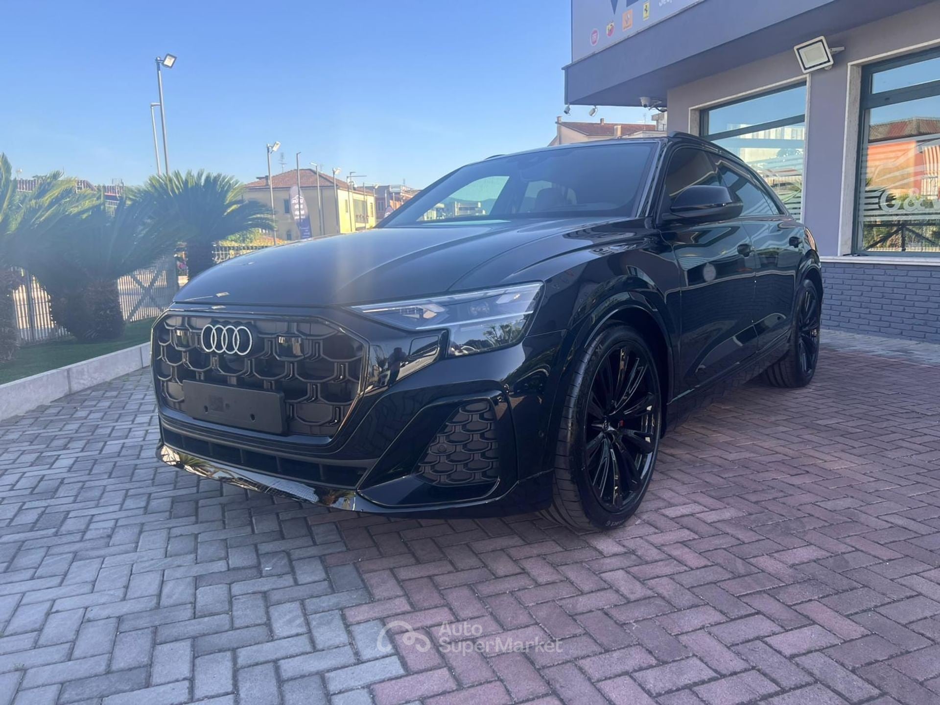 Audi Q8 Audi Q8 50 TDI 286 CV QUATTRO MY 24 PANORAMA MATRIX 23" Usata ...