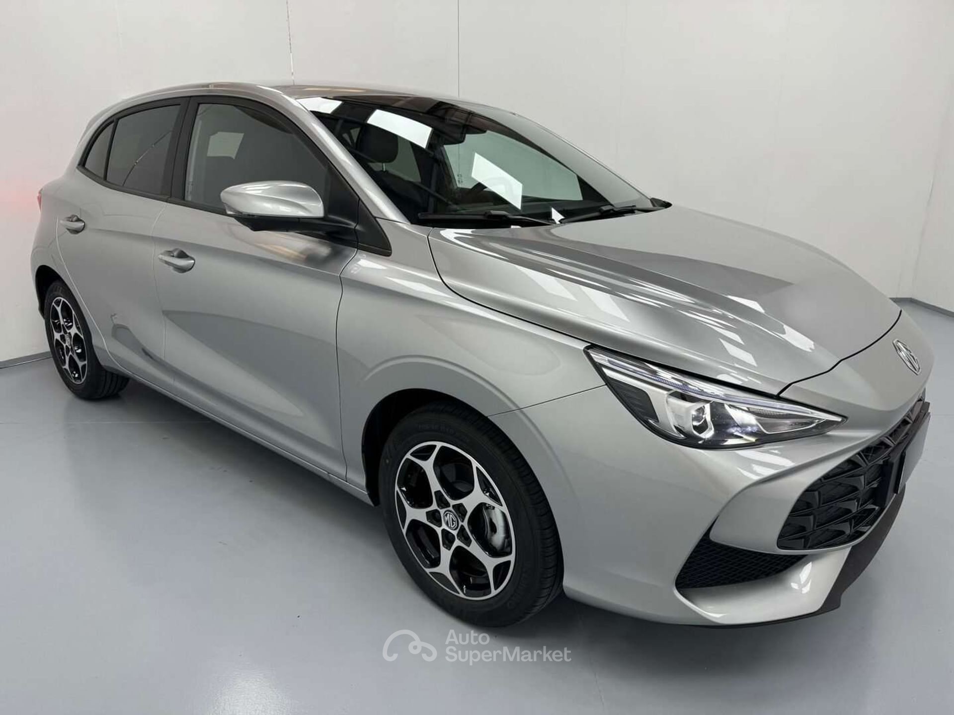 MG3 1.5 HYBRID+ LUXURY 102CV KM0 2025 Promo Kasko! Nuova Ibrida Benzina ...