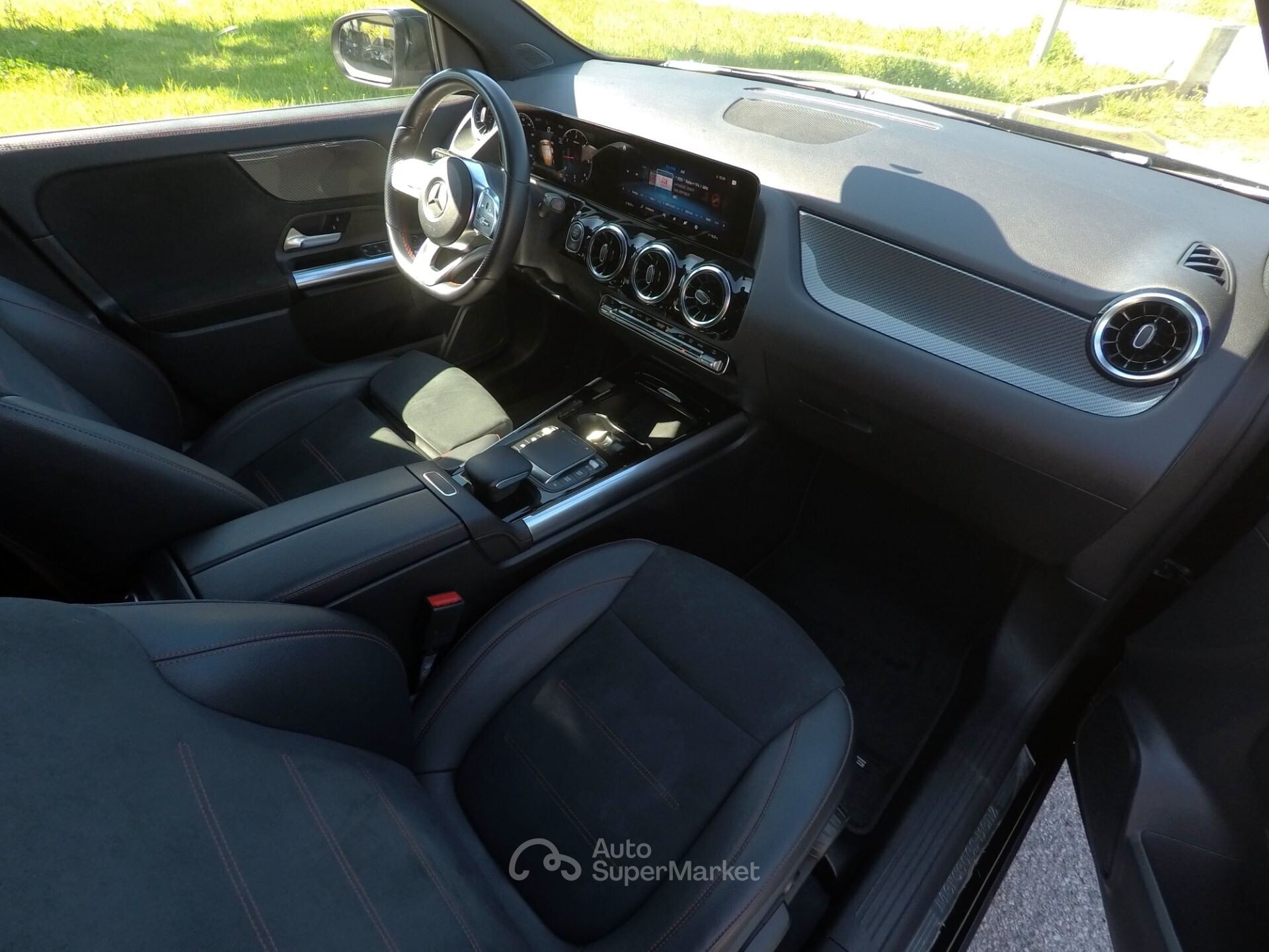 Mercedes-Benz GLA Automatic AMG Line Premium Usata Diesel con 98.000 km ...