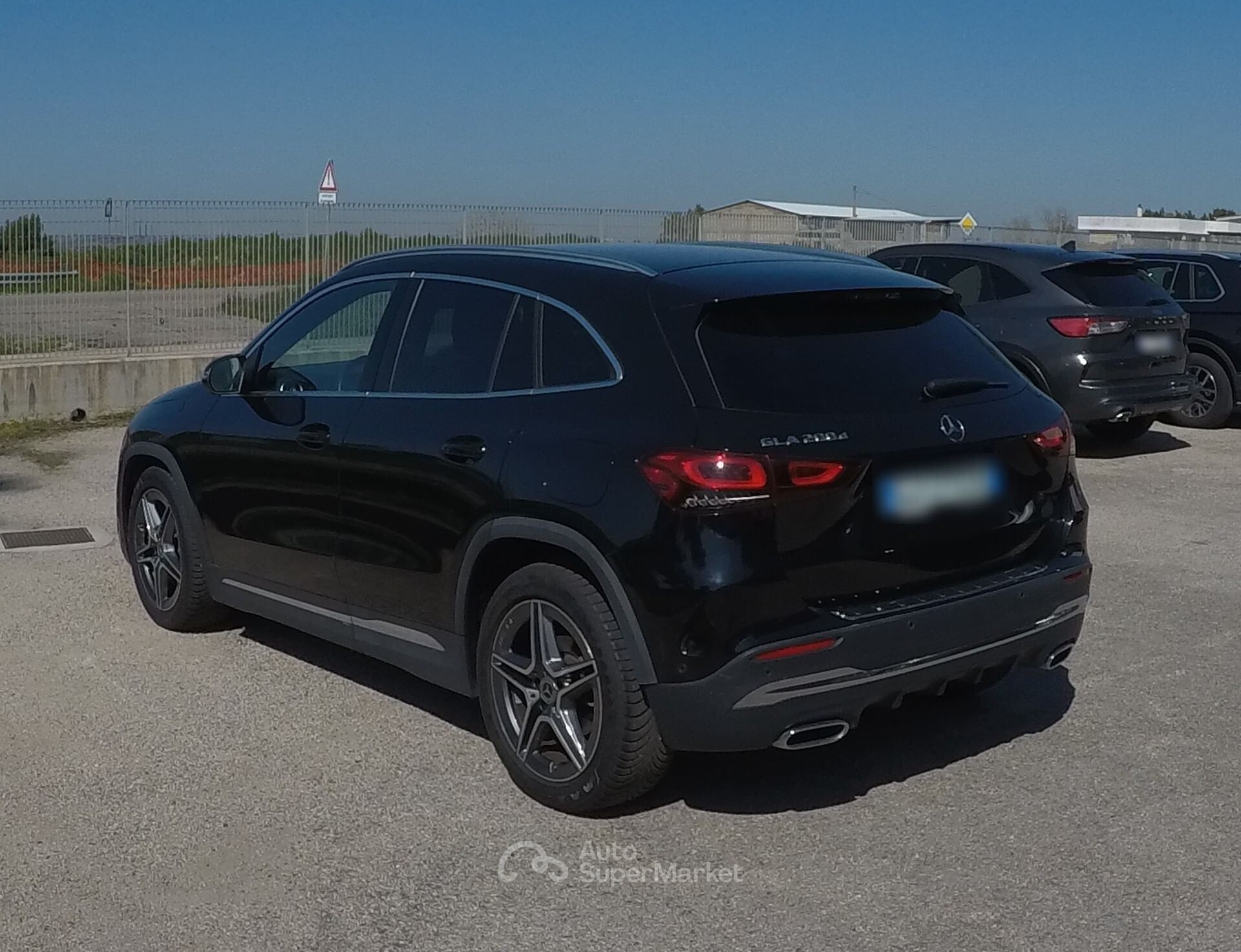 Mercedes-Benz GLA Automatic AMG Line Premium Usata Diesel con 98.000 km ...