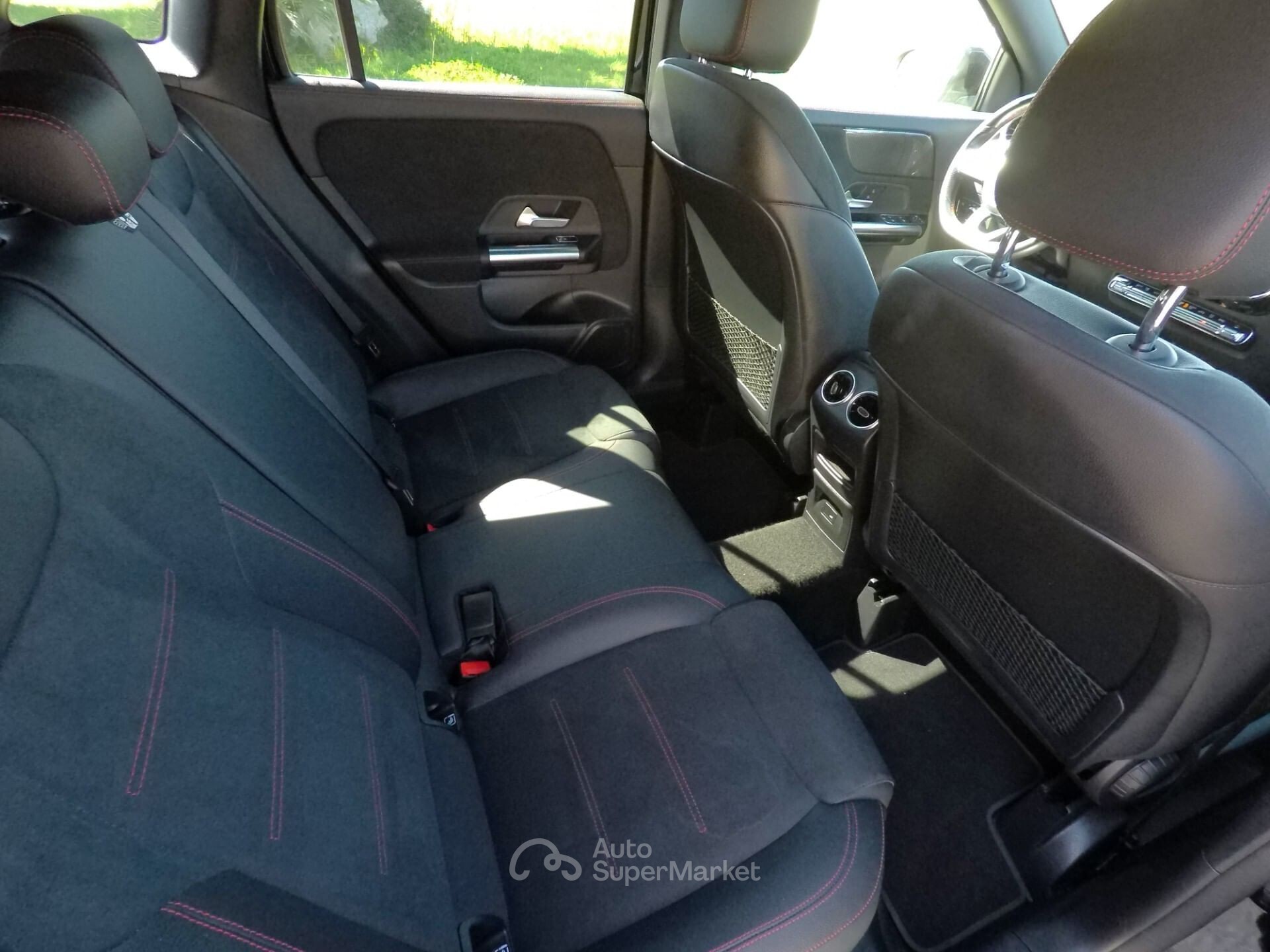 Mercedes-Benz GLA Automatic AMG Line Premium Usata Diesel con 98.000 km ...