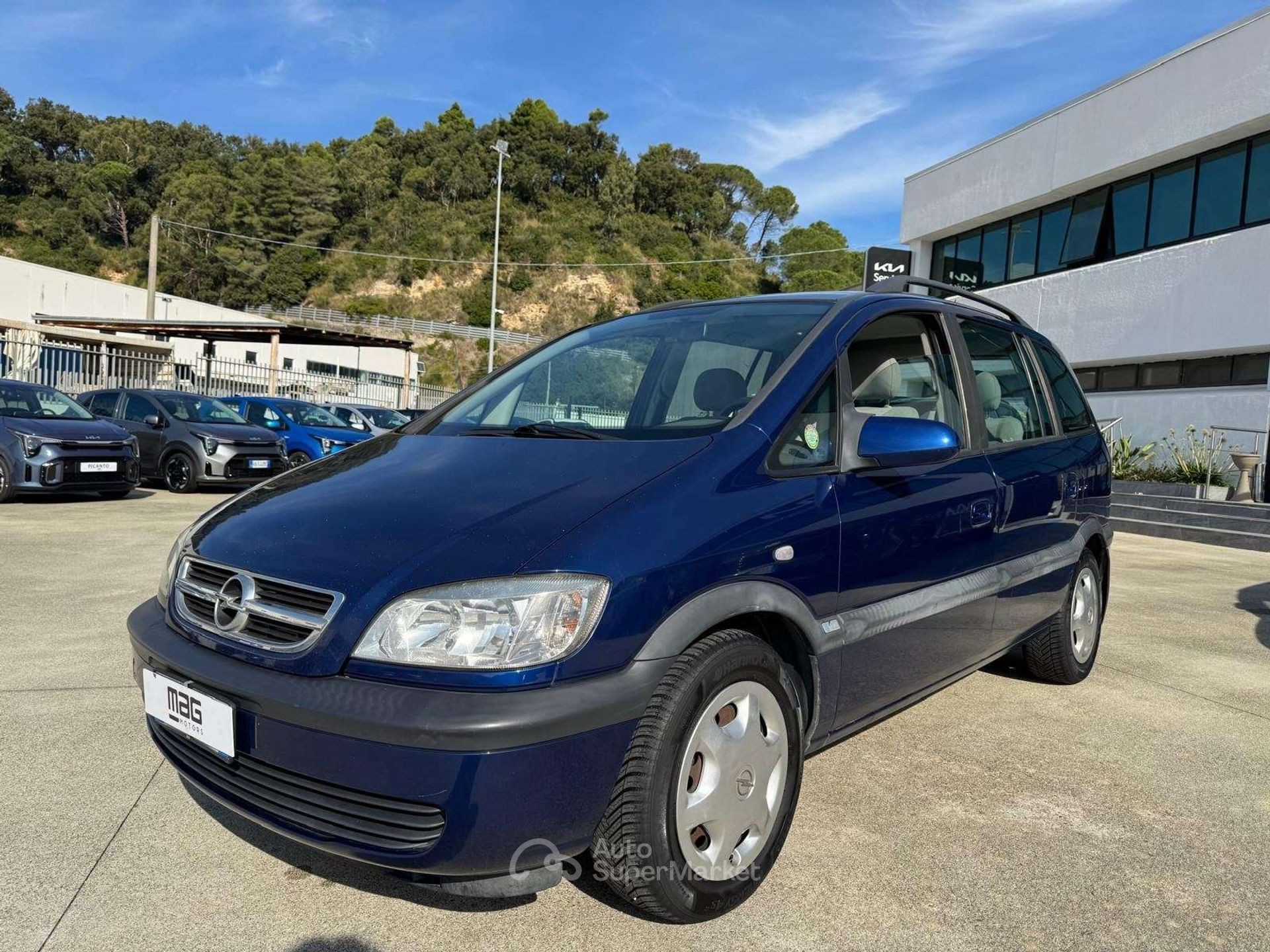 Opel Zafira Zafira 2.0 dti 16v Comfort FL 7 posti Usata Diesel con 186. ...