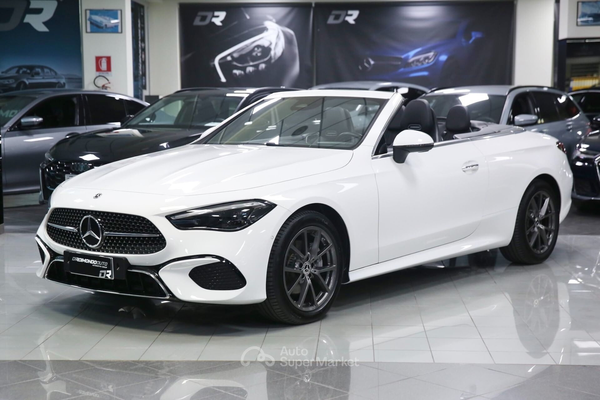 Mercedes-Benz CLE Mercedes CLE 220 d mhev Cabrio Advanced auto Usata ...