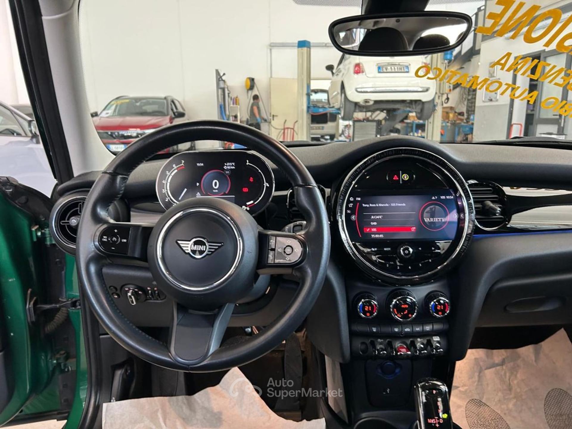 MINI Cooper 1.5 Cooper Business 5 porte Usata Benzina con 62.957 km a ...