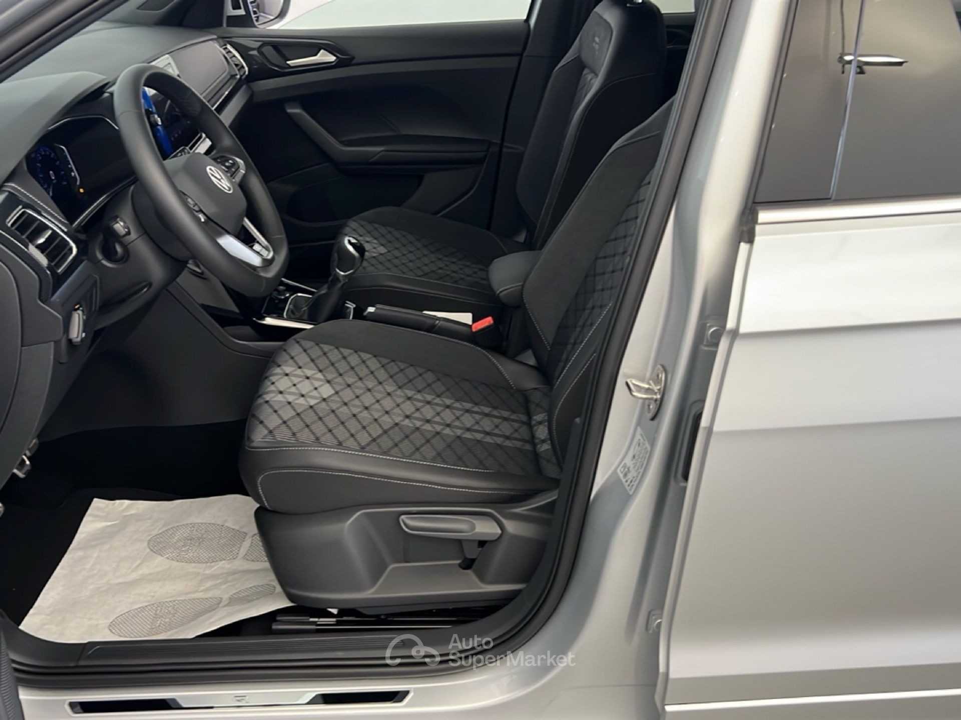 Volkswagen T-Cross 1.0 TSI R-Line Plus KM 0 Benzina con 50 km a Cesena ...