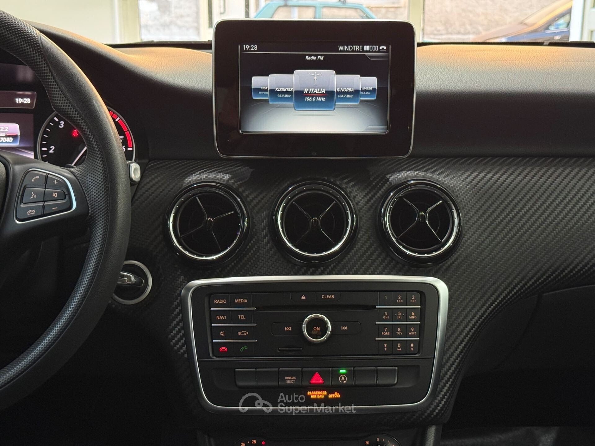 Mercedes-Benz GLA Automatic Business Usata Diesel con 186.263 km a ...