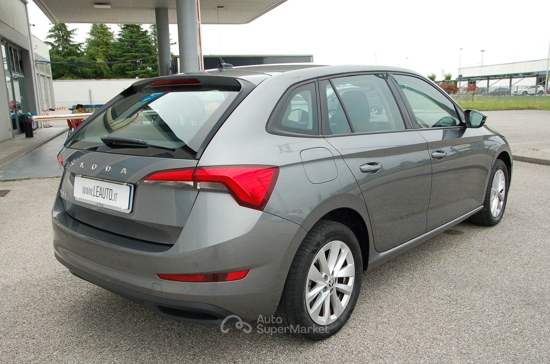Skoda Scala SKODA Scala 1.0 come nuova! Usata Benzina con 43.800 km a ...