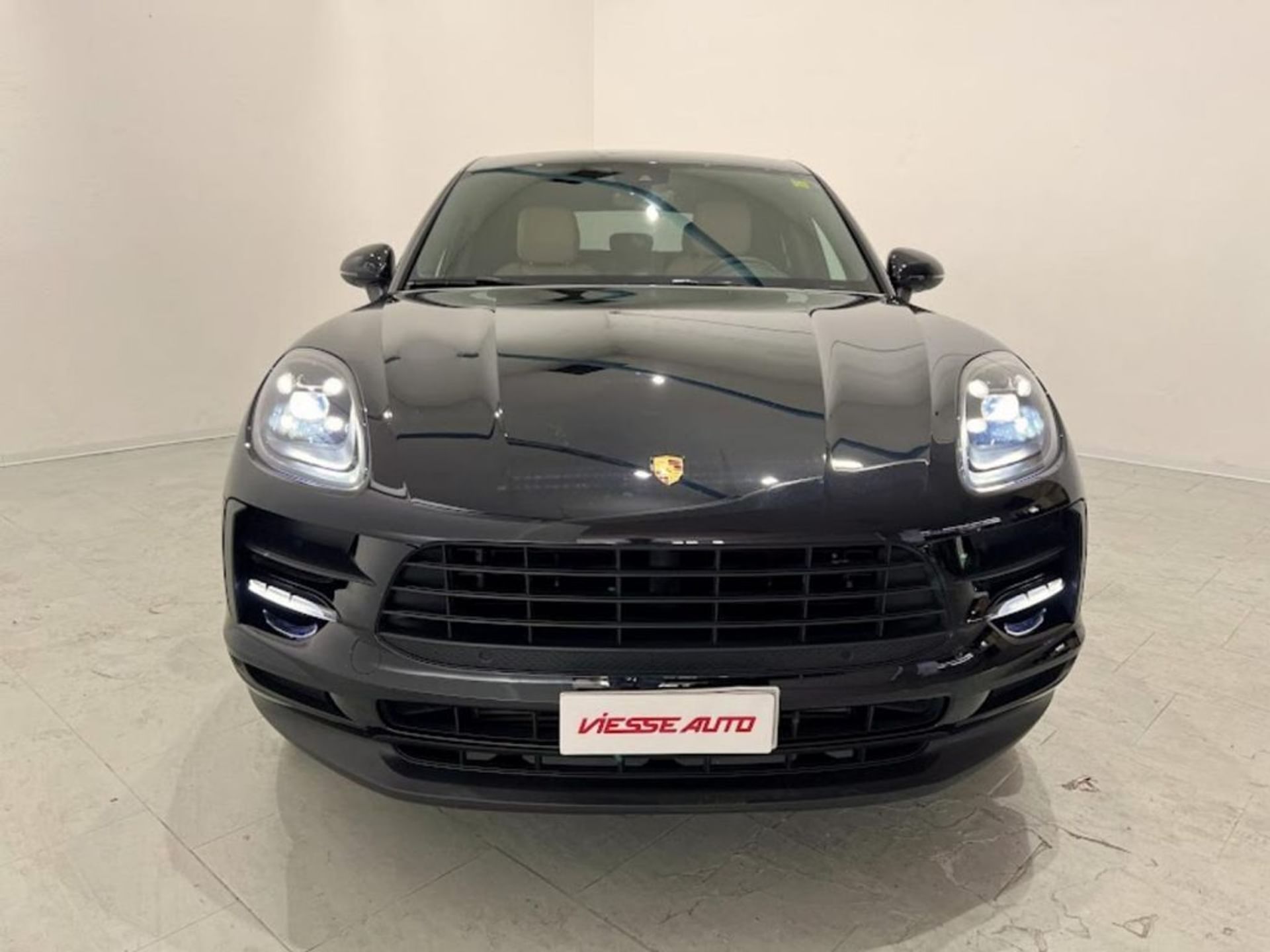 Porsche Macan 2.0 Usata Benzina con 22.700 km a Milano (MI) - Autosupermarket