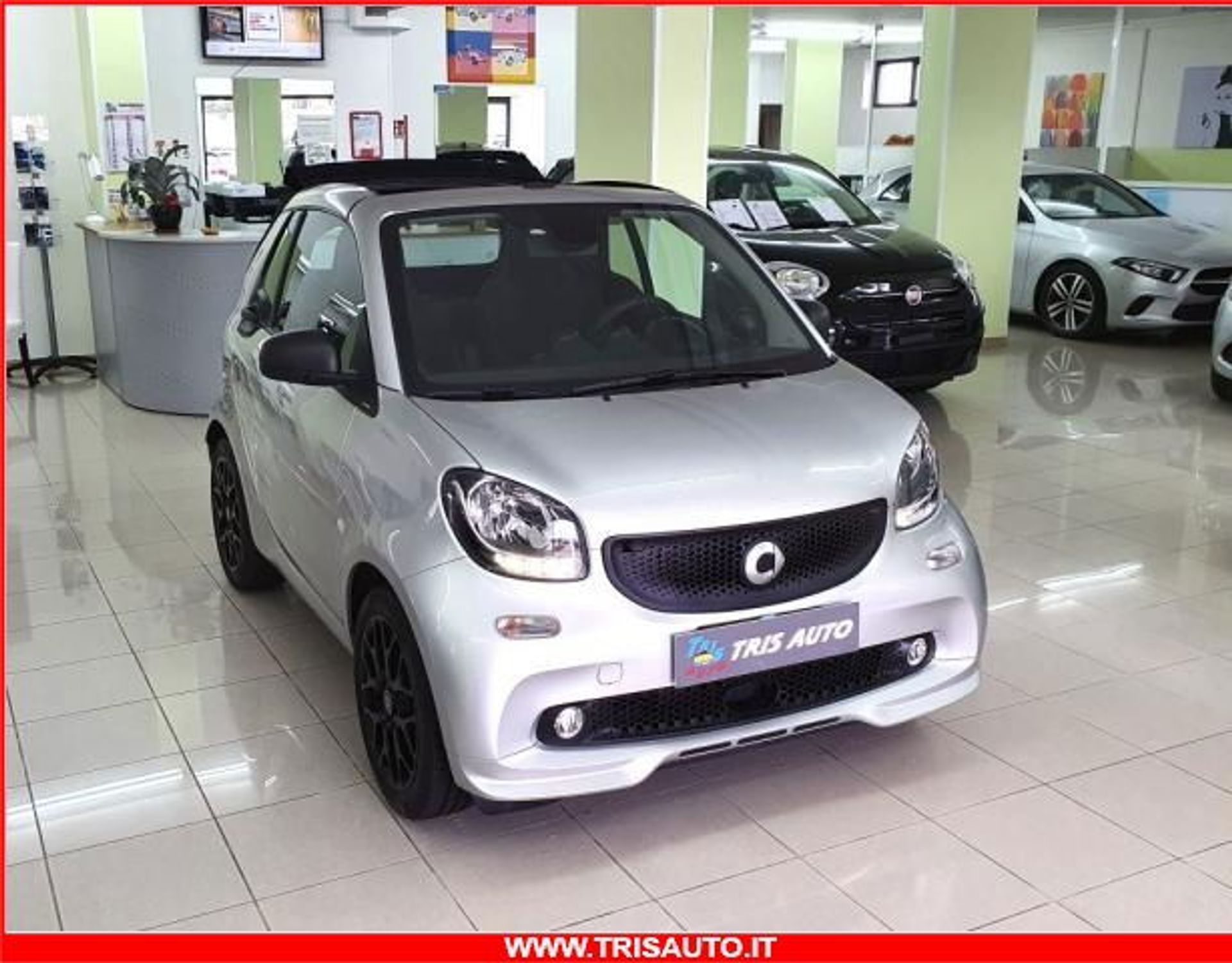 Smart fortwo 90 0.9T Twinamic Superpassion (NAVI+RETROCAMERA) Usata ...