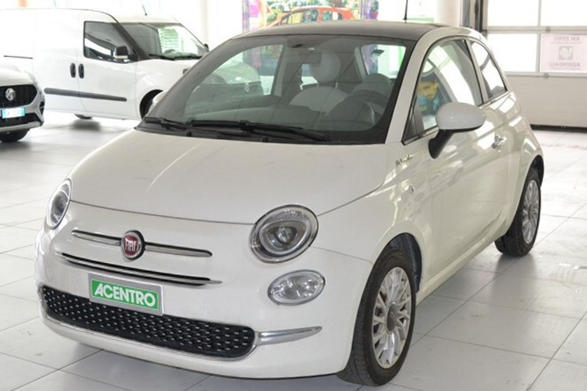 Fiat Cinquecento 700 - my21 dolcevita 1.0 70cv hybrid Usata Ibrida con ...