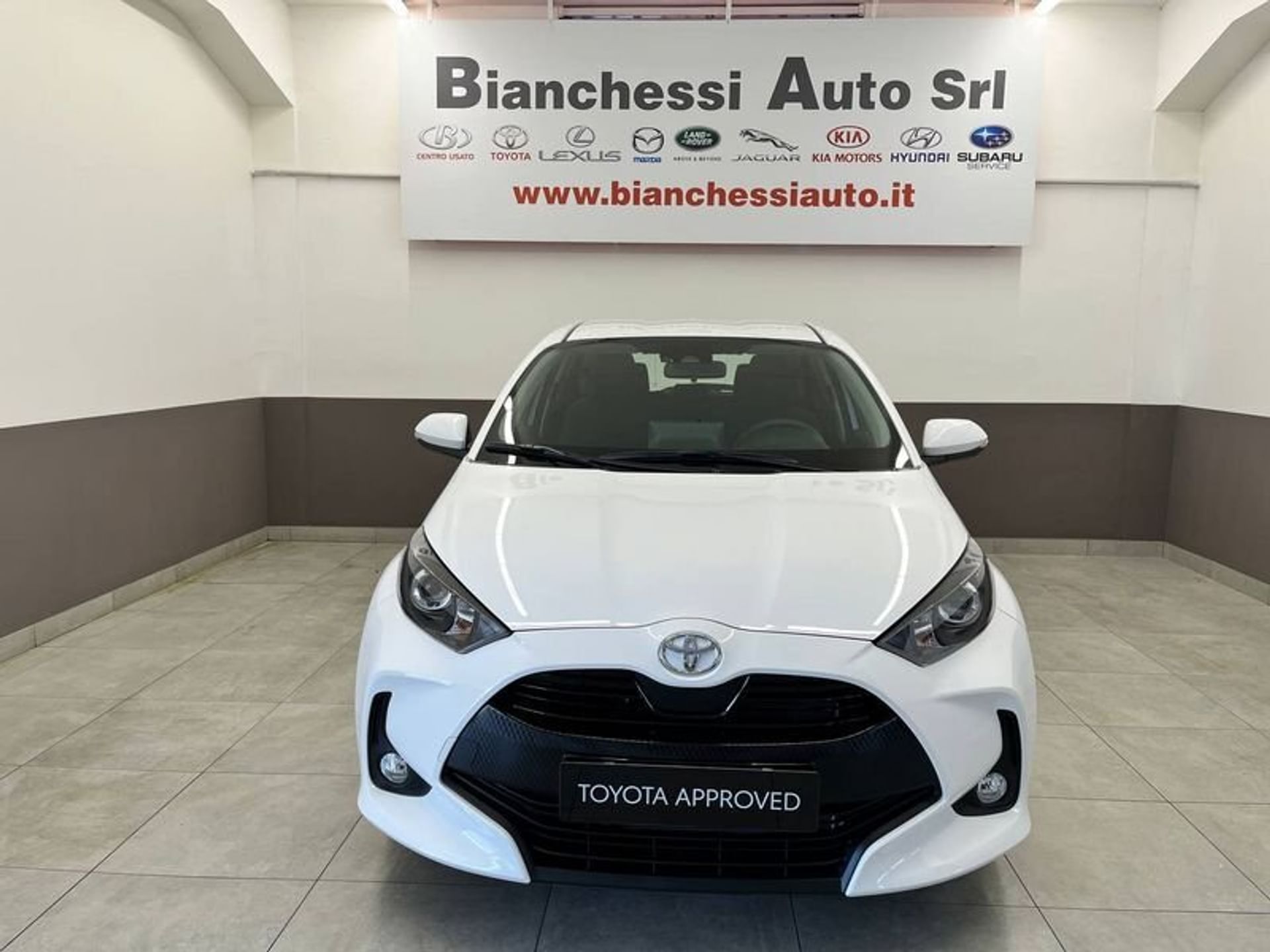 Toyota Yaris 1.0 1.0 5 porte Active Usata Benzina con 14.962 km a ...