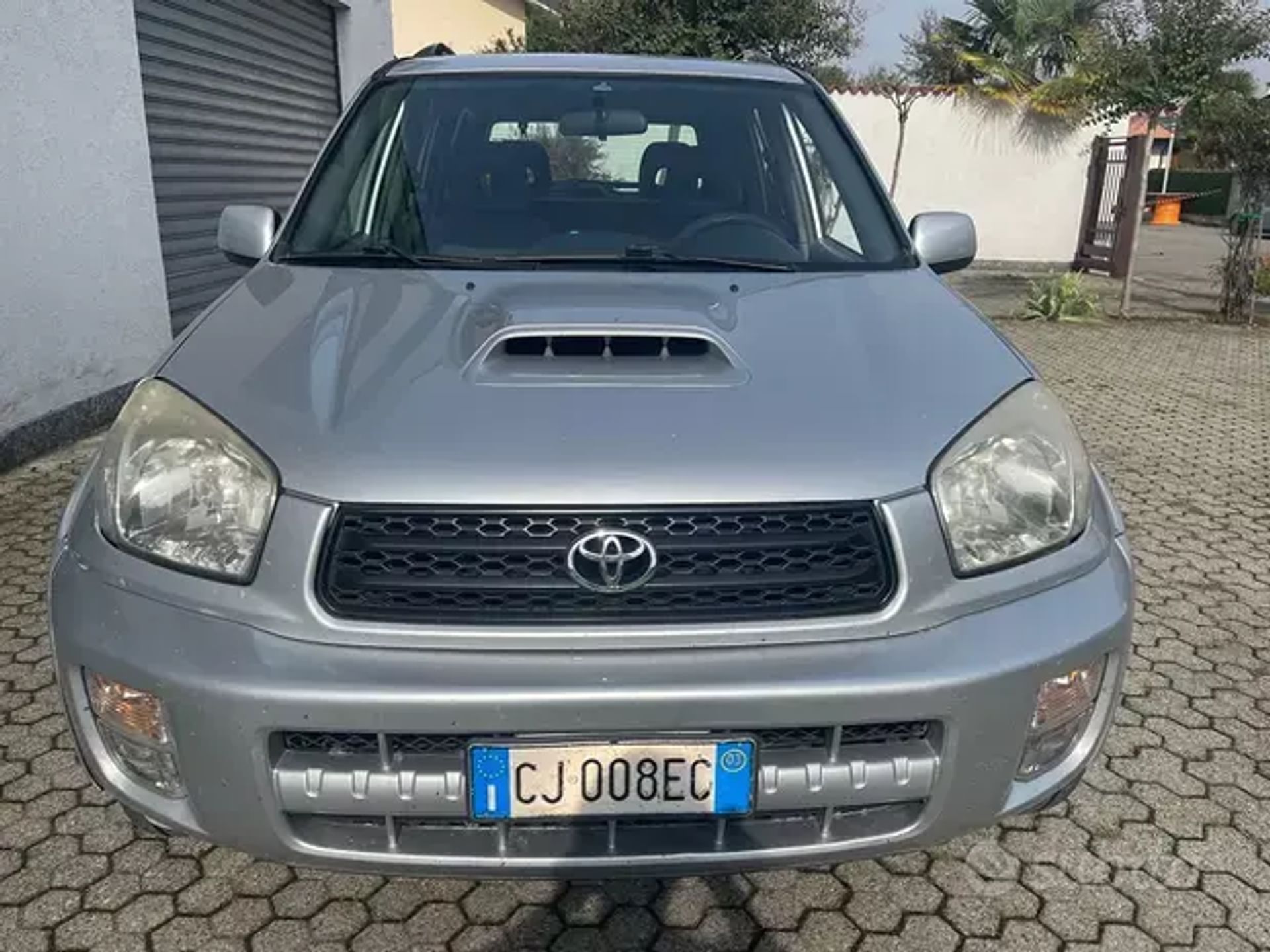 Toyota RAV4 GPL impianto con scadenza 2028 Usata Diesel con 170.000 km ...