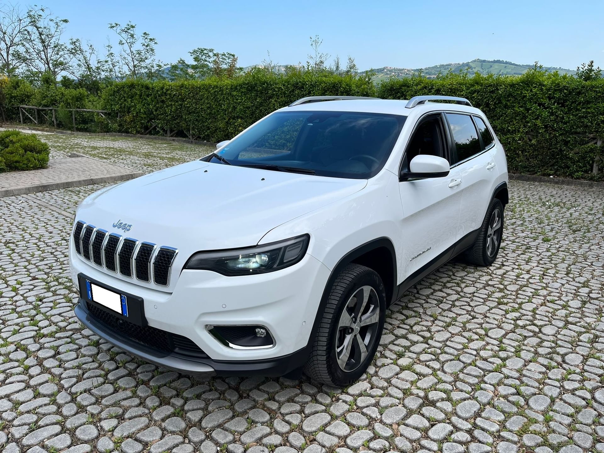 Jeep Cherokee 2.2 Mjt Jeep Cherokee 2.2Mjt 4WD Limited 143Kw Autom./Seq ...