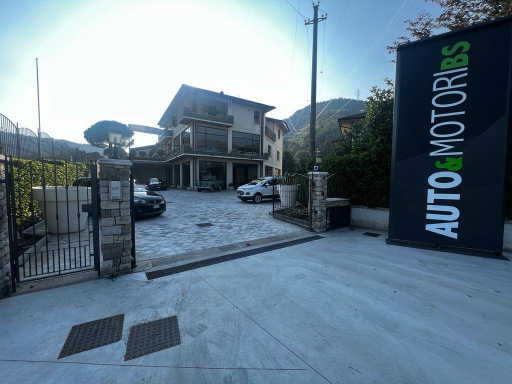 Fiat 124 spider Sport Spider 2.0 Pininfarina *CAMBIO AUTOMATICO* Usata ...