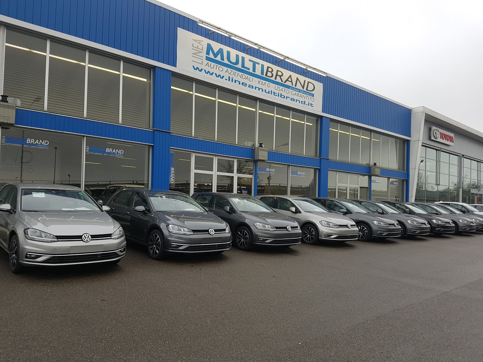 Linea Multibrand S.r.l Piacenza, PC - Autosupermarket