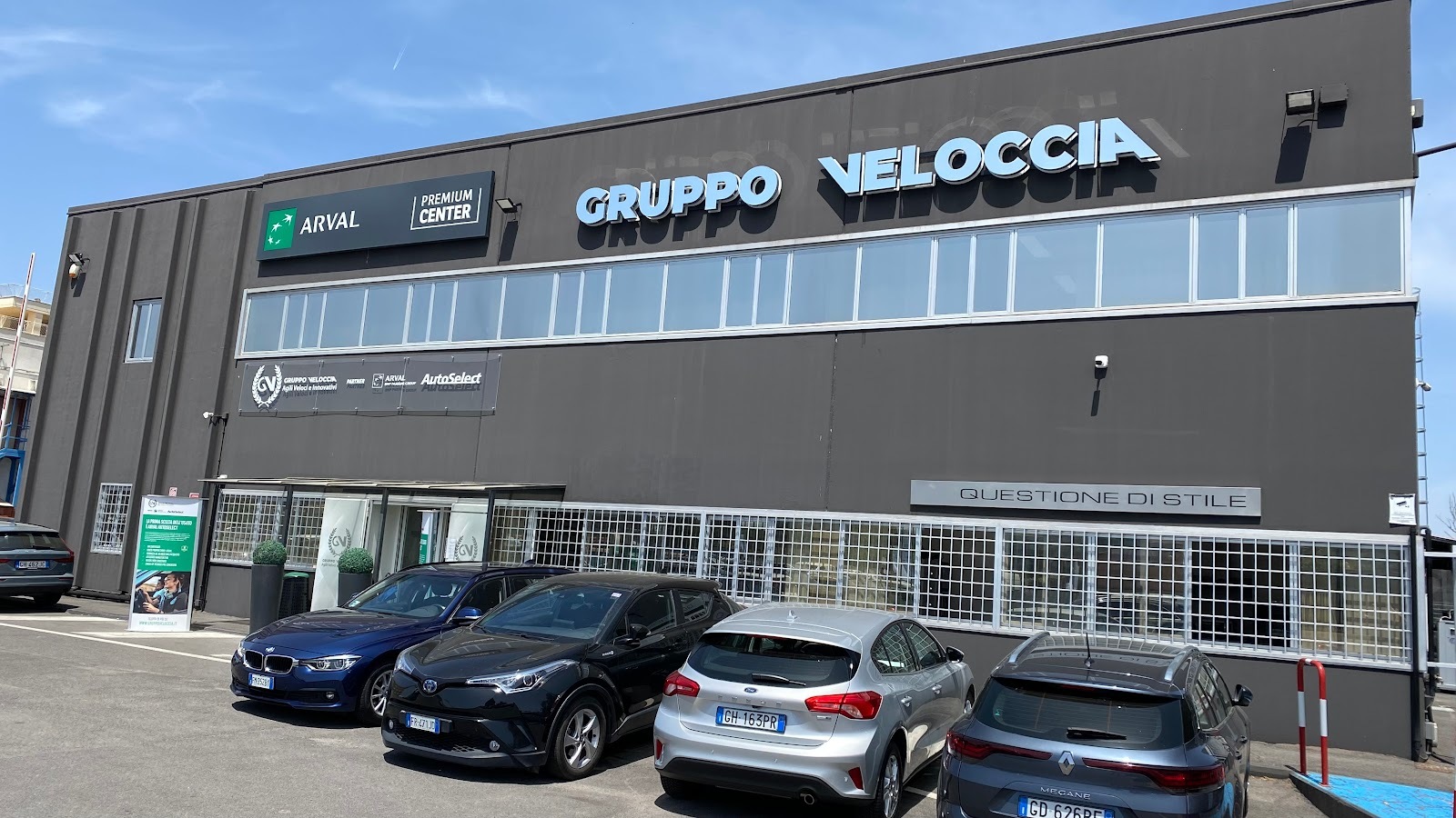 GRUPPO VELOCCIA SRL Roma, RM - Autosupermarket
