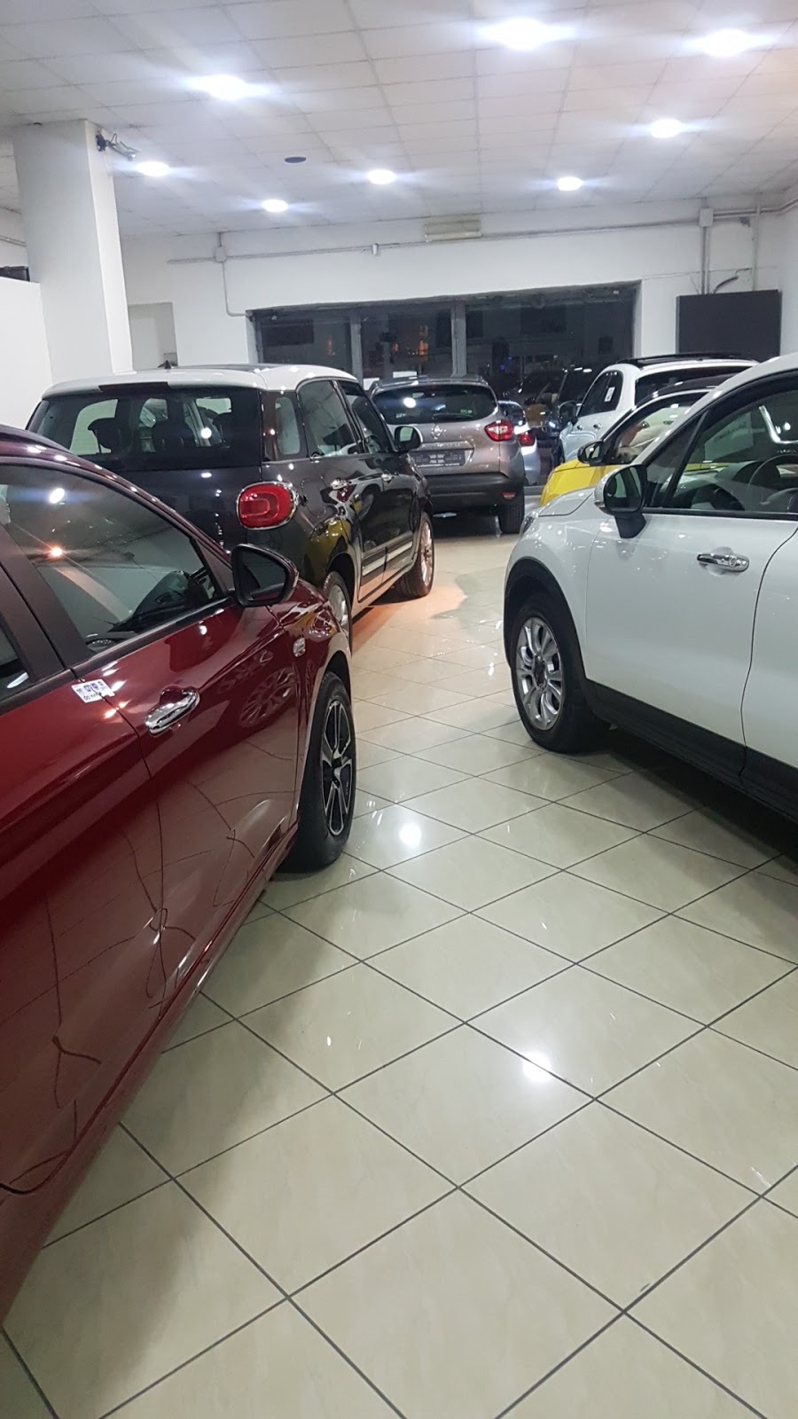 VISCONTI AUTO SAS Napoli, NA - Autosupermarket